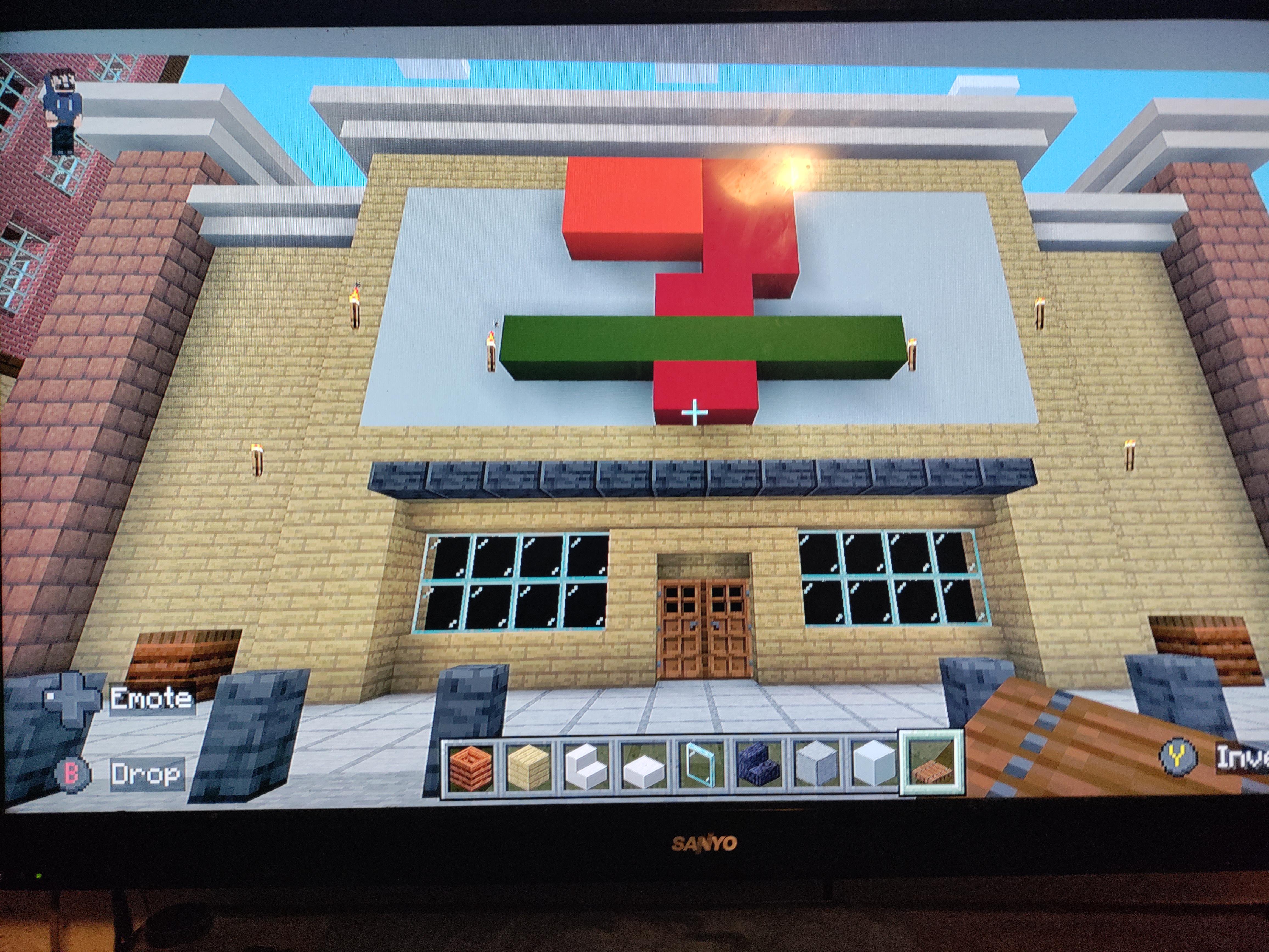 I made a 7 Eleven in Minecraft | Scrolller