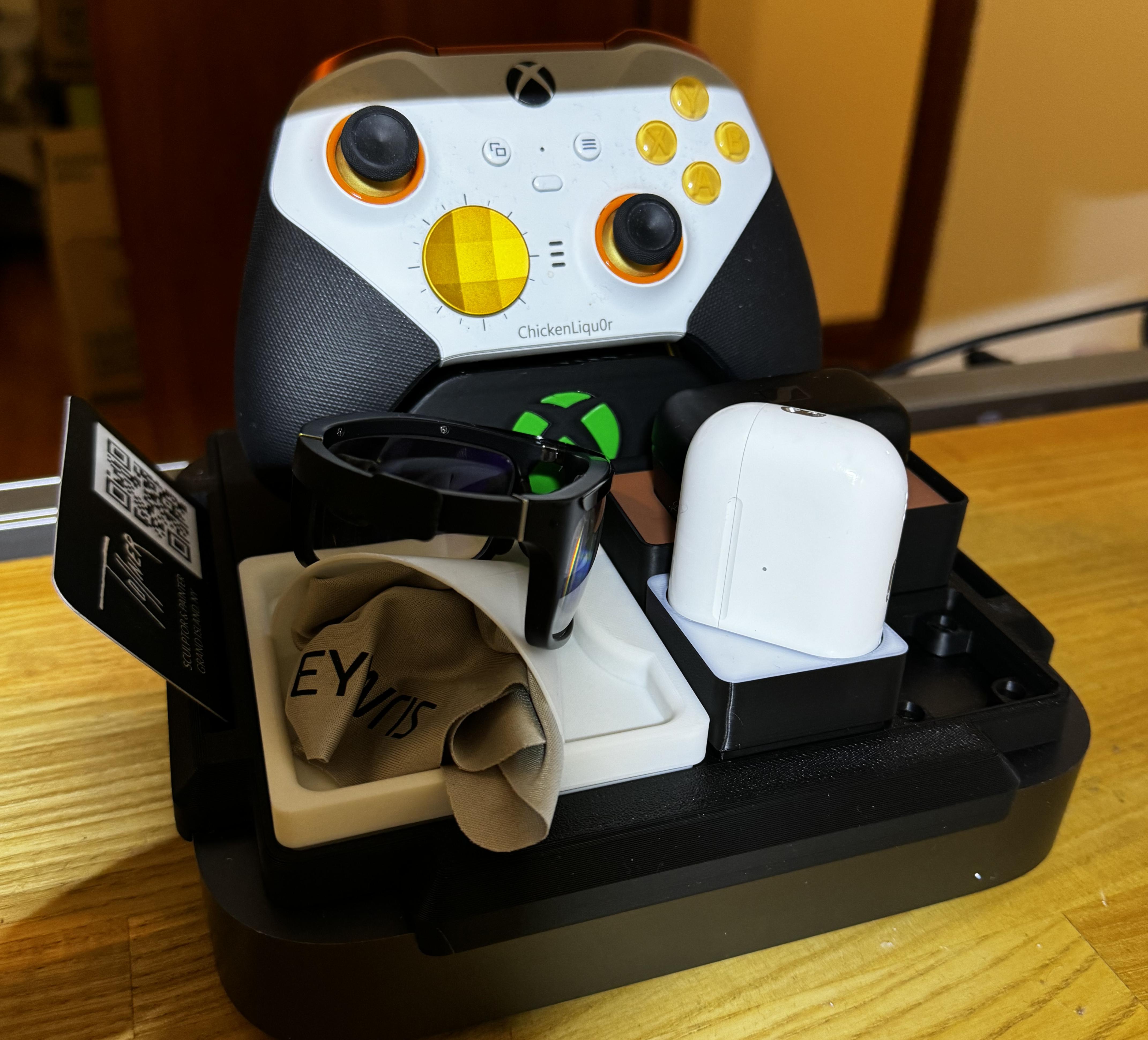 Mac Mini (mostly) full now, including a new bin for my Eyewris workshop readers | Scrolller