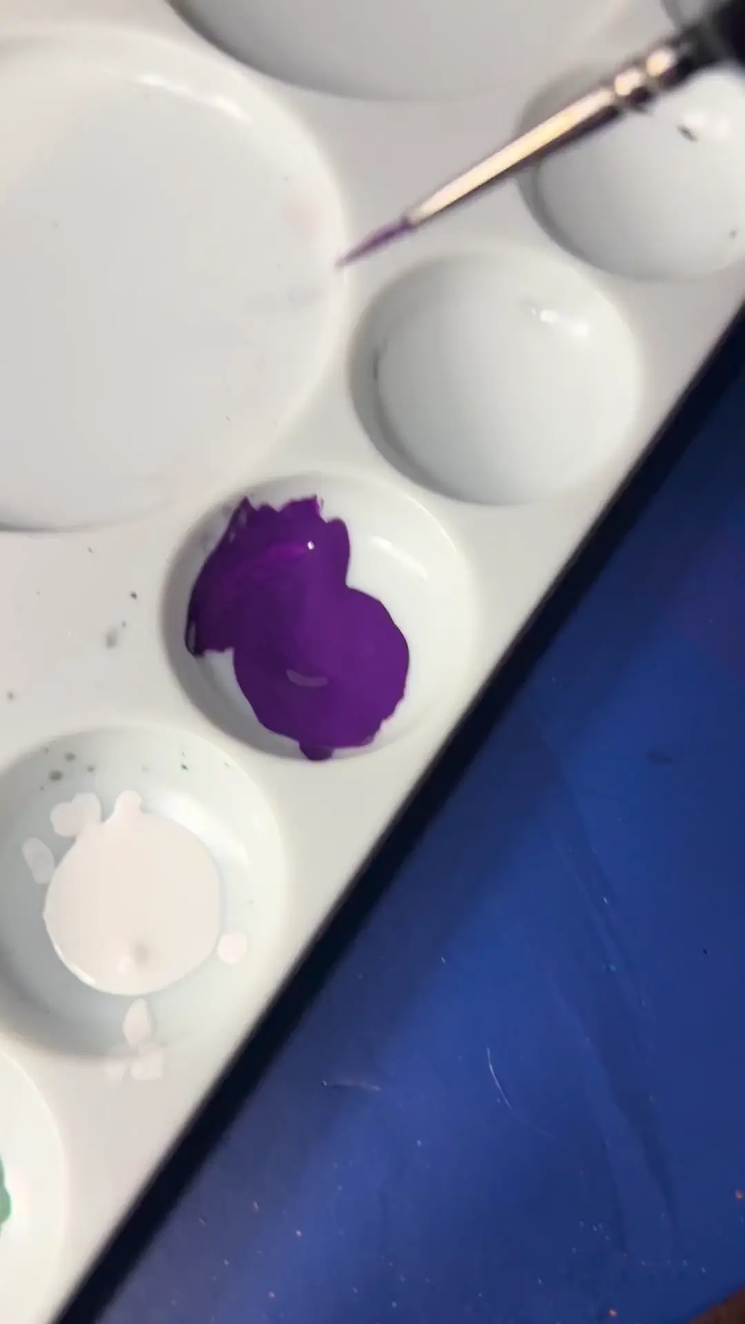 Major Problem While Painting | Scrolller