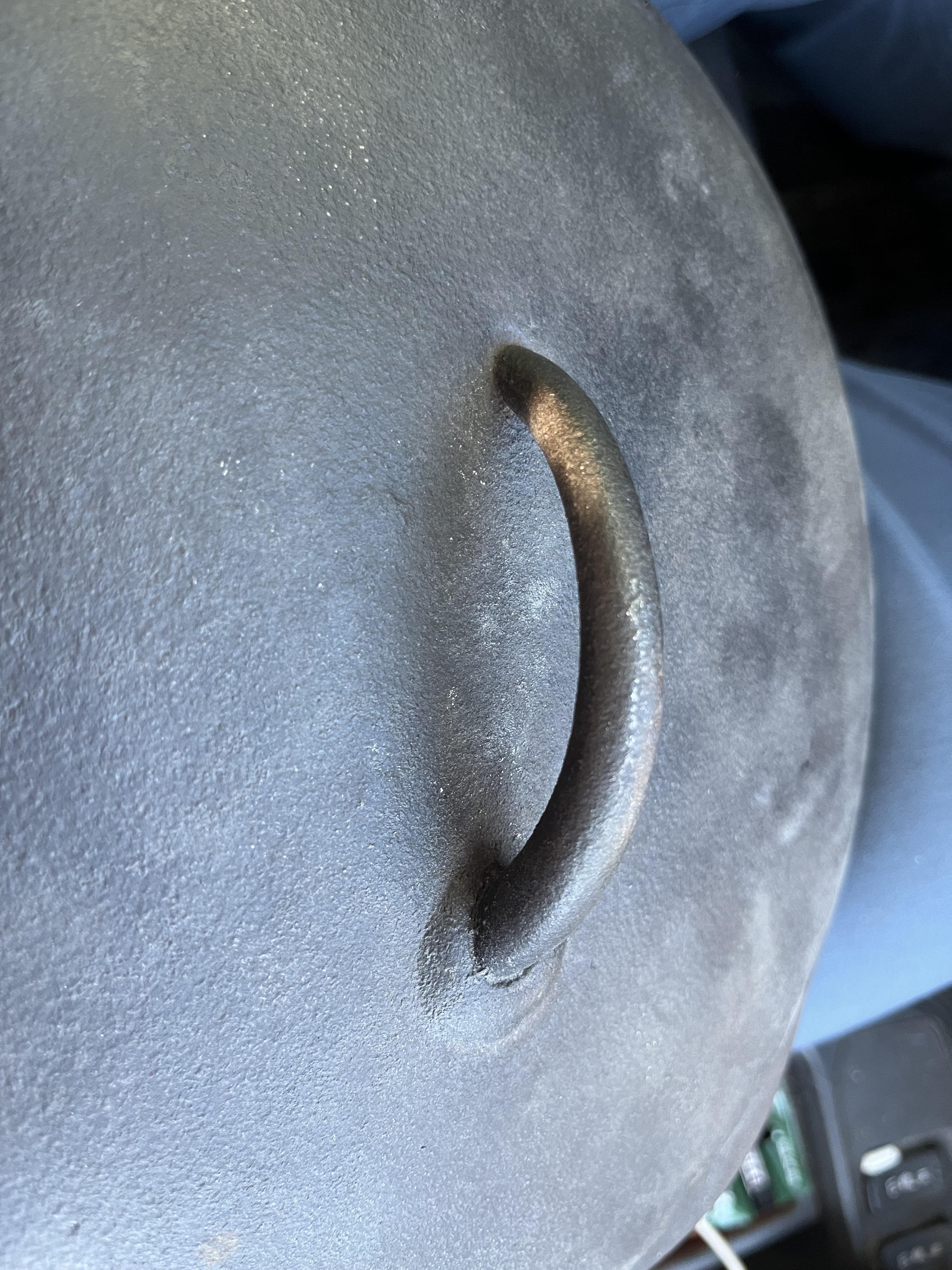 First dutch oven? Any clue? | Scrolller