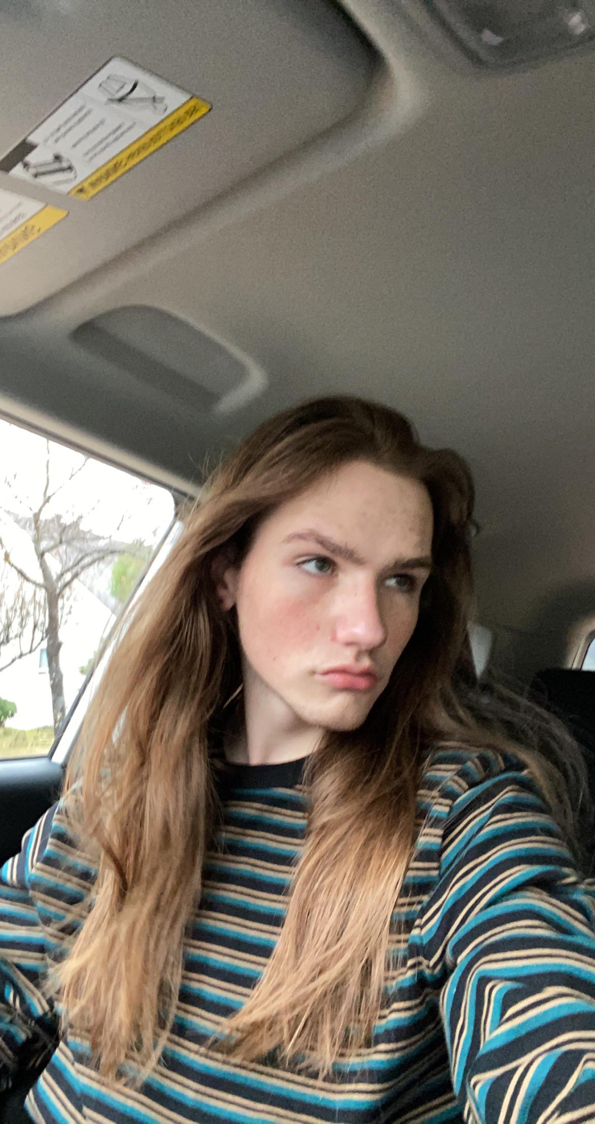 (M19) Been growing for around 3 years now, does it suit me? I get told I look like a woman a lot ...