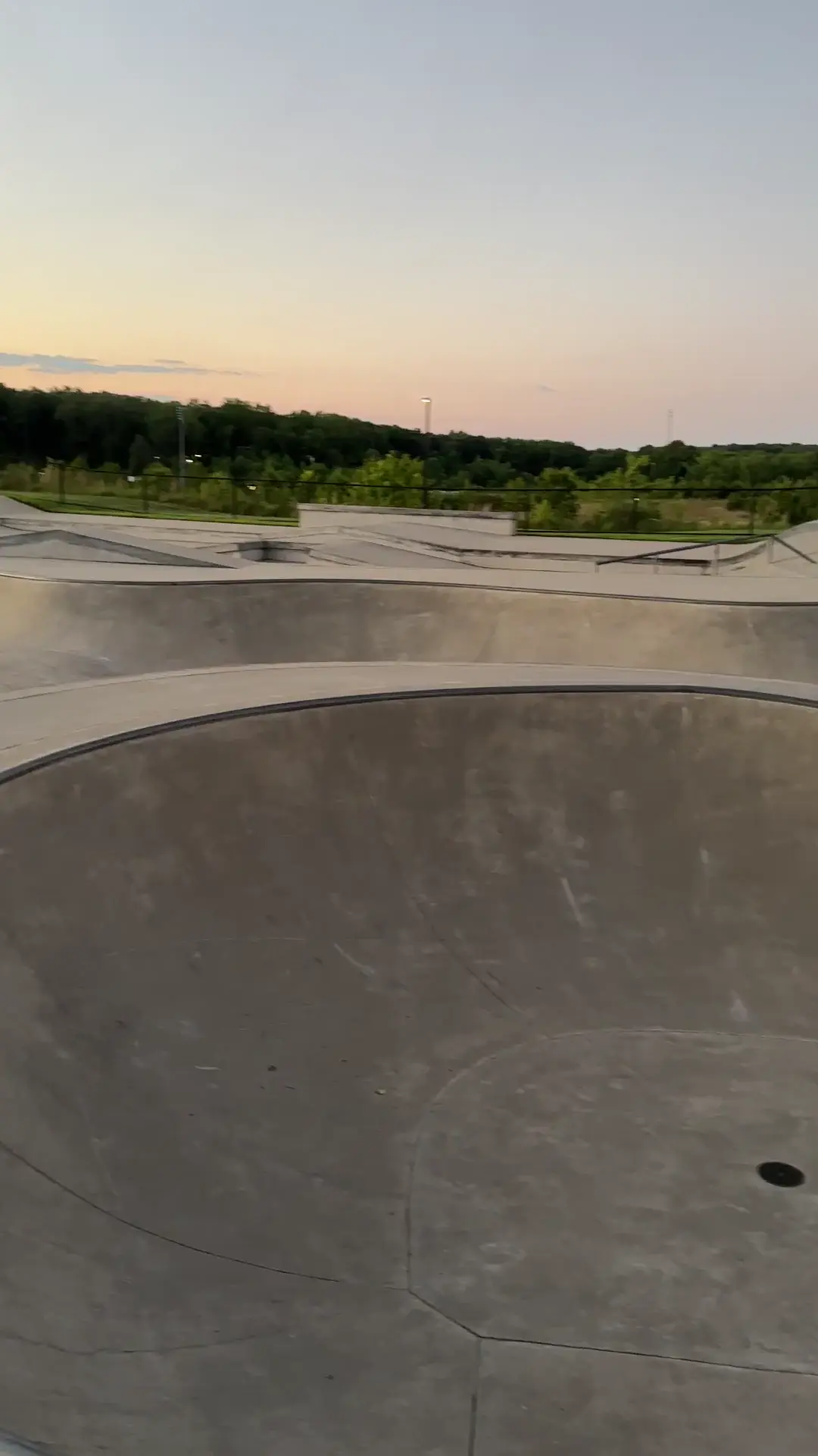 My knees hurt | Scrolller