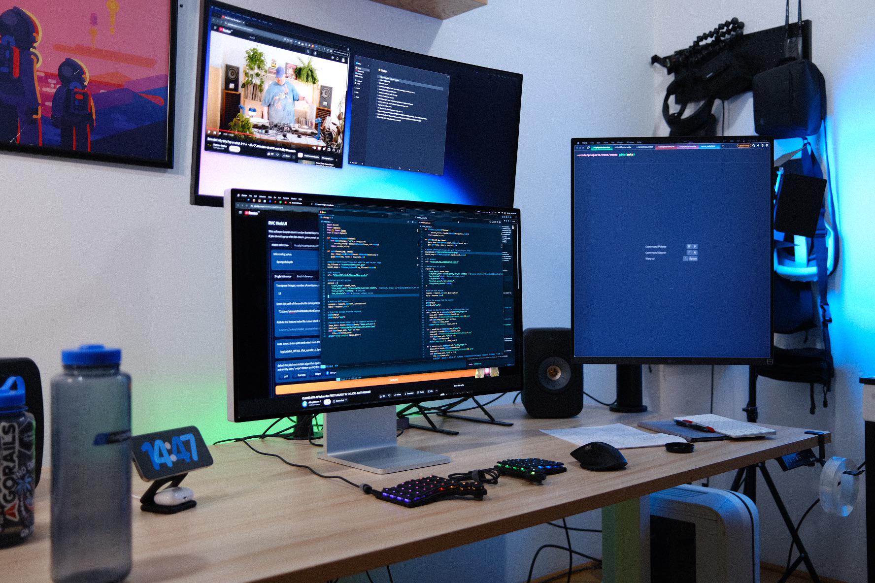 My setup achieved its final form with the Pro Display XDR | Scrolller