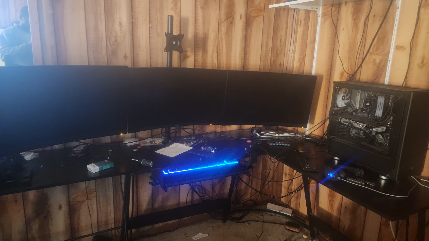 My system | Scrolller