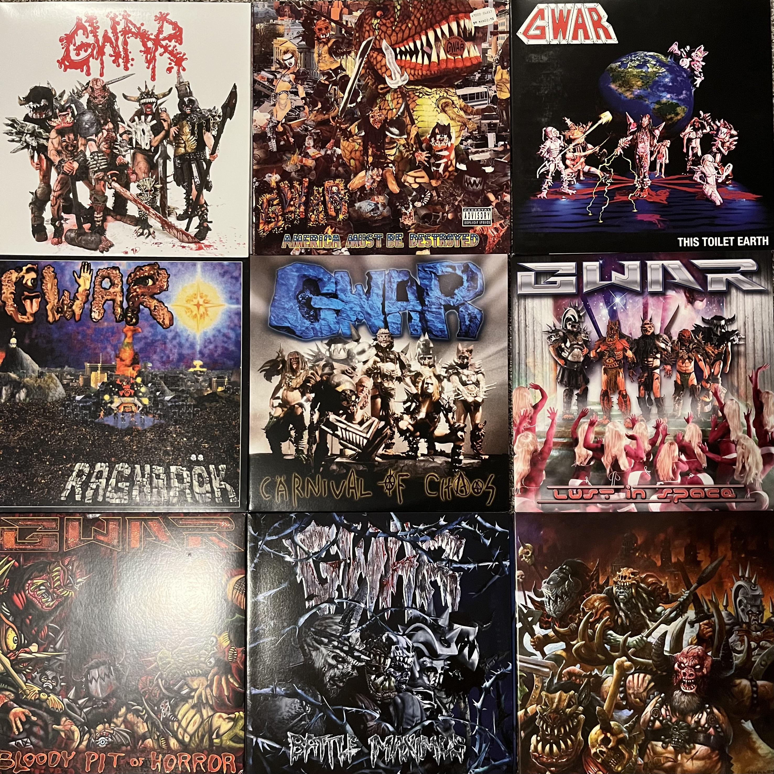 My vinyl collection | Scrolller