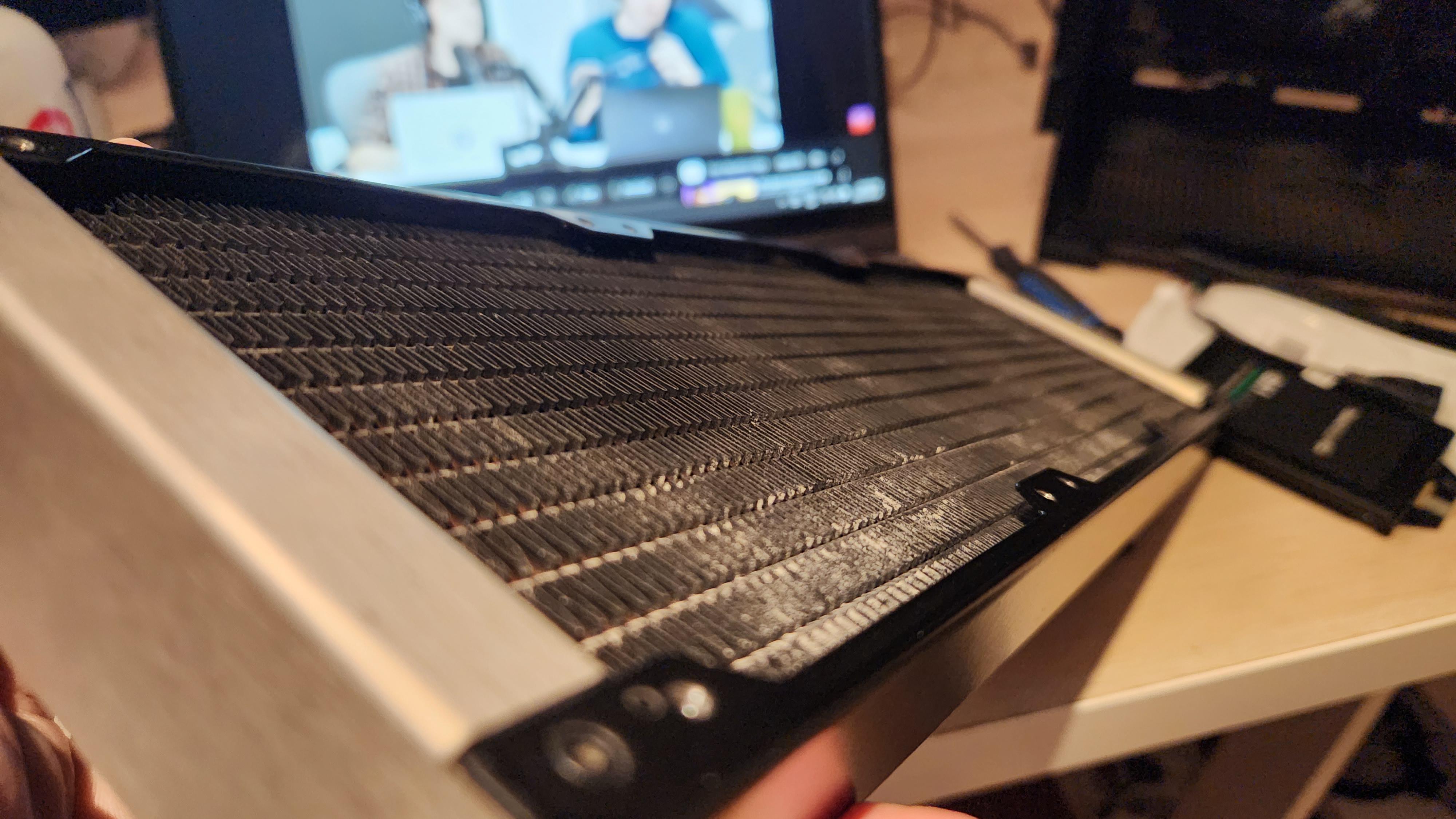 How to clean these radiators? | Scrolller