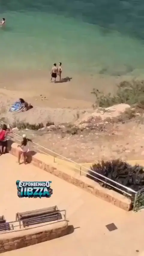 Naked woman goes completely crazy in Ibiza, Spain | Scrolller