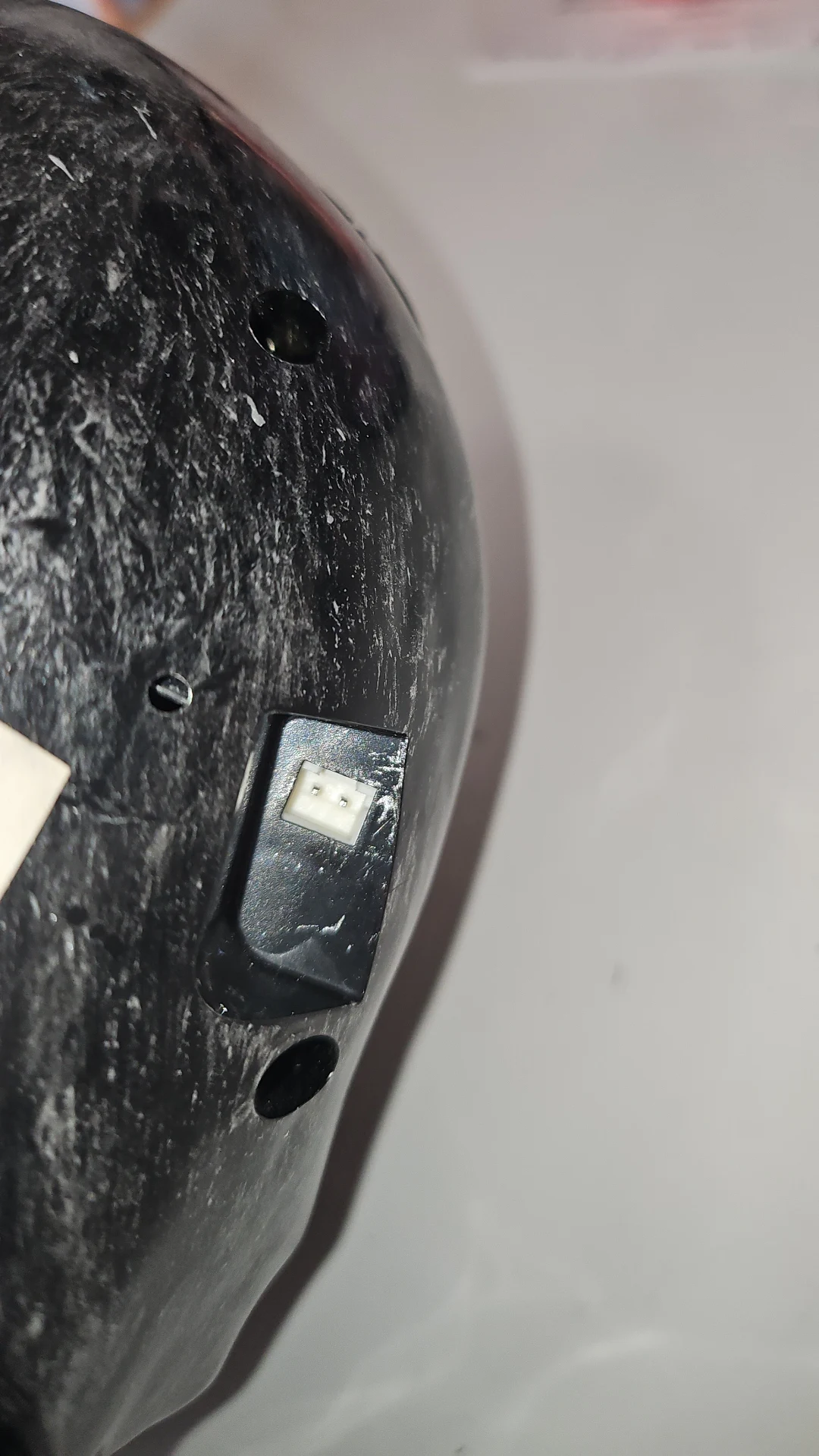 Need help identifying for replacement | Scrolller