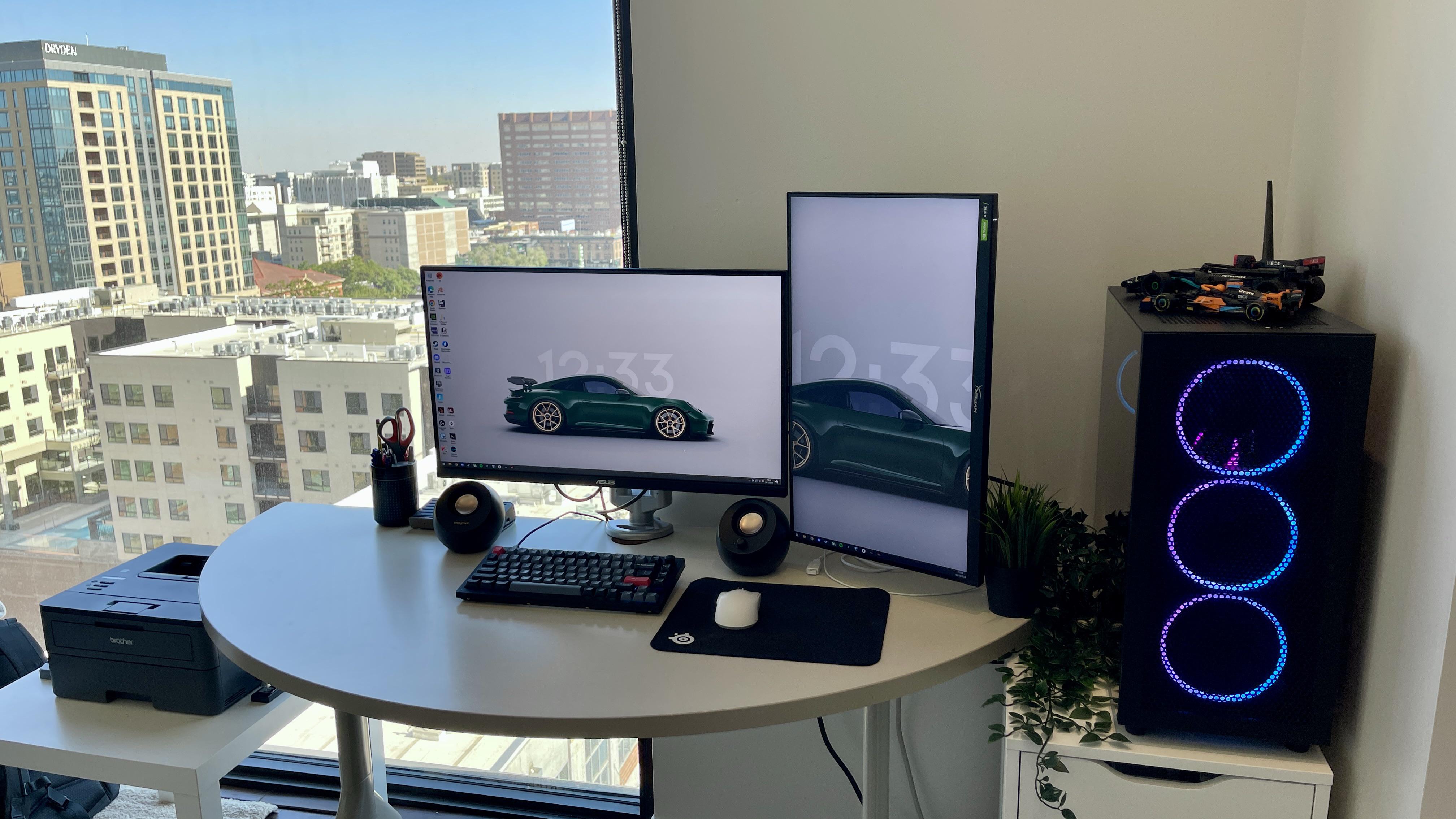 New apartment, new battle station | Scrolller