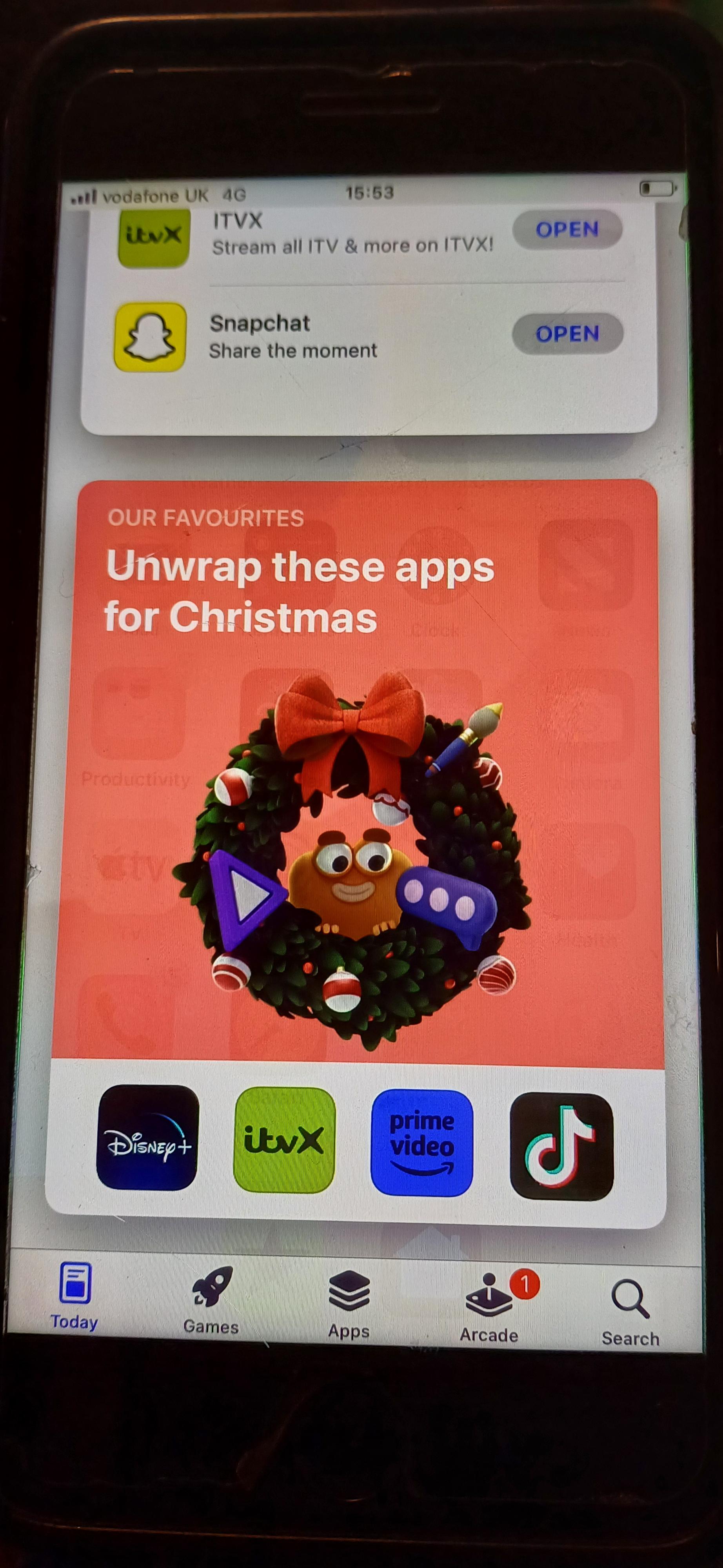App icons always visible in any screen | Scrolller