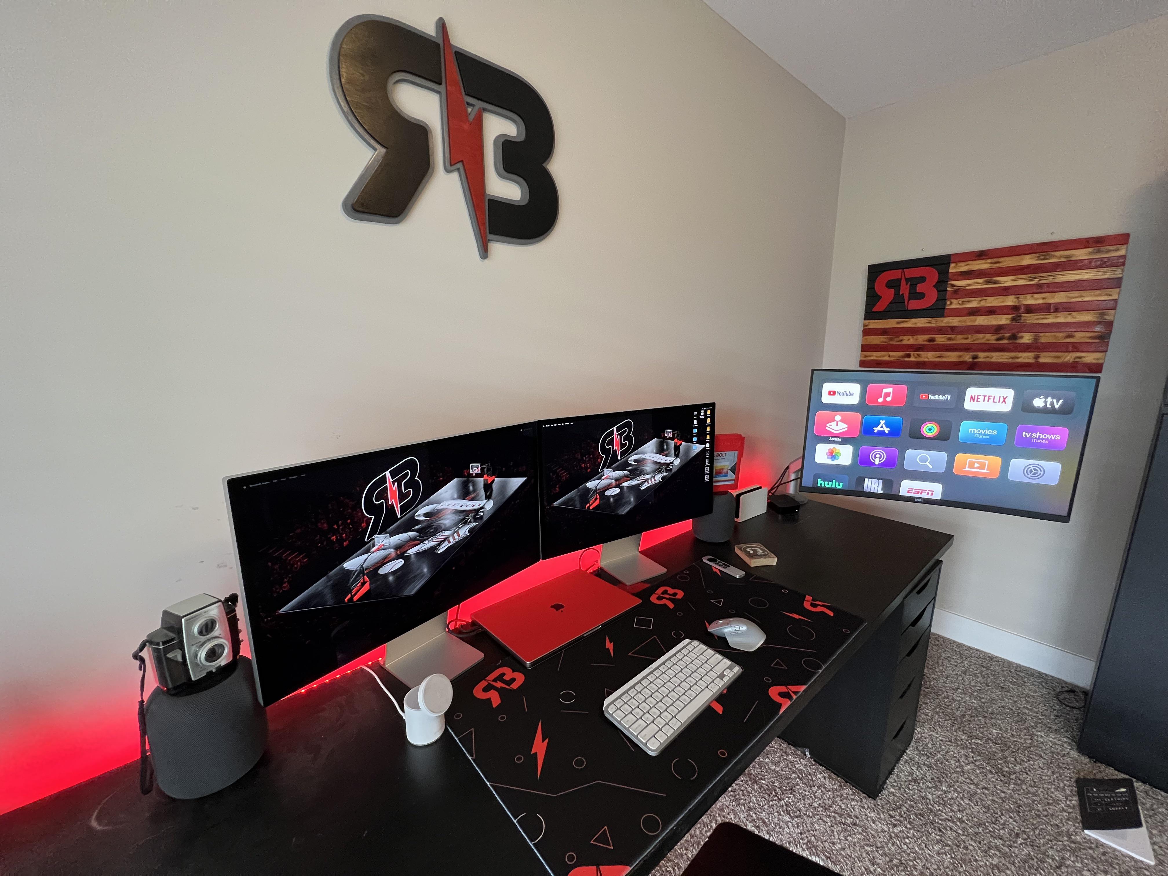 Dual Studio Display Setup (WIP) | Scrolller