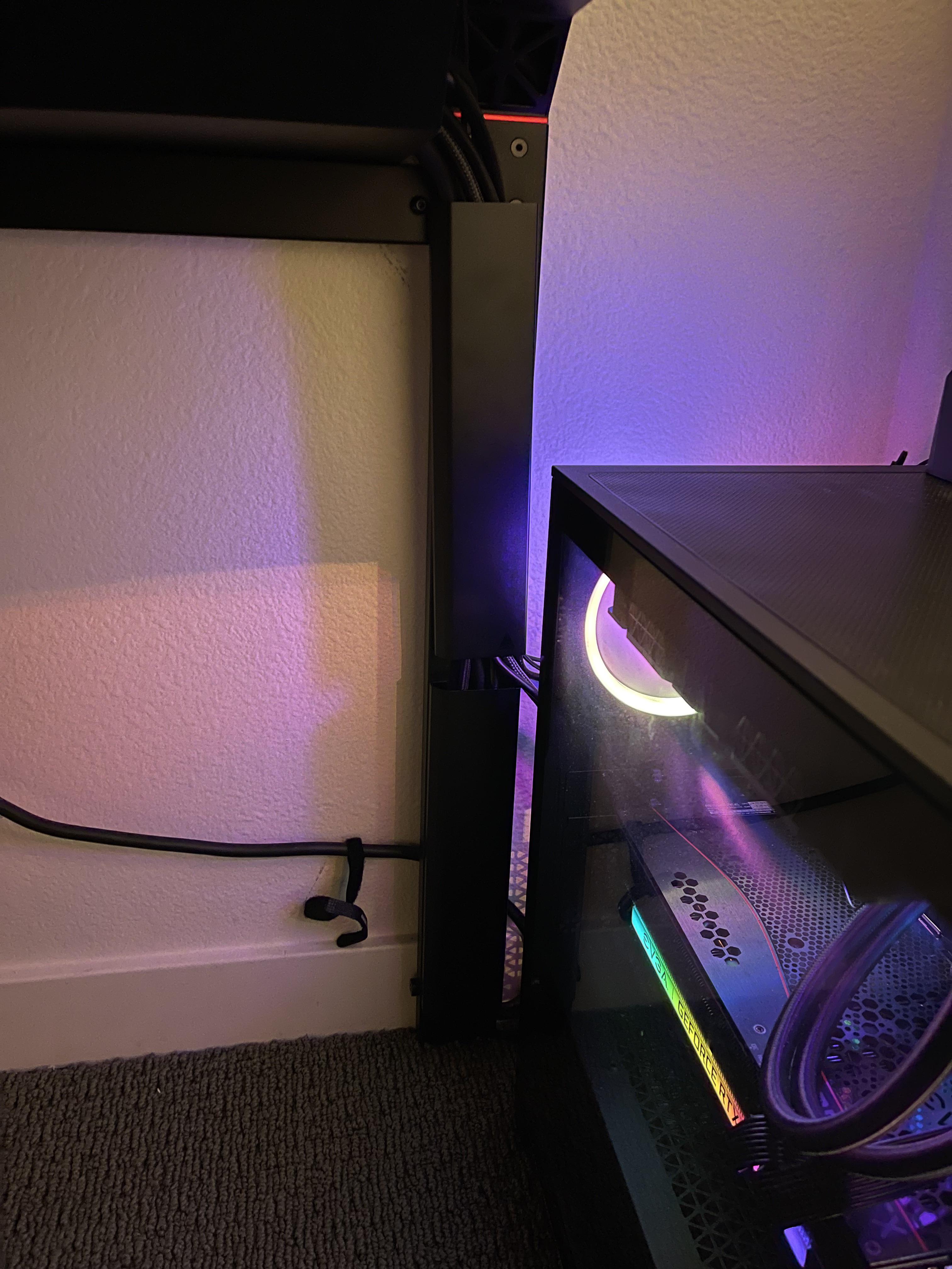 Discover more like Secretlab: Just a new desk, chair, and some clean cable management! and ...