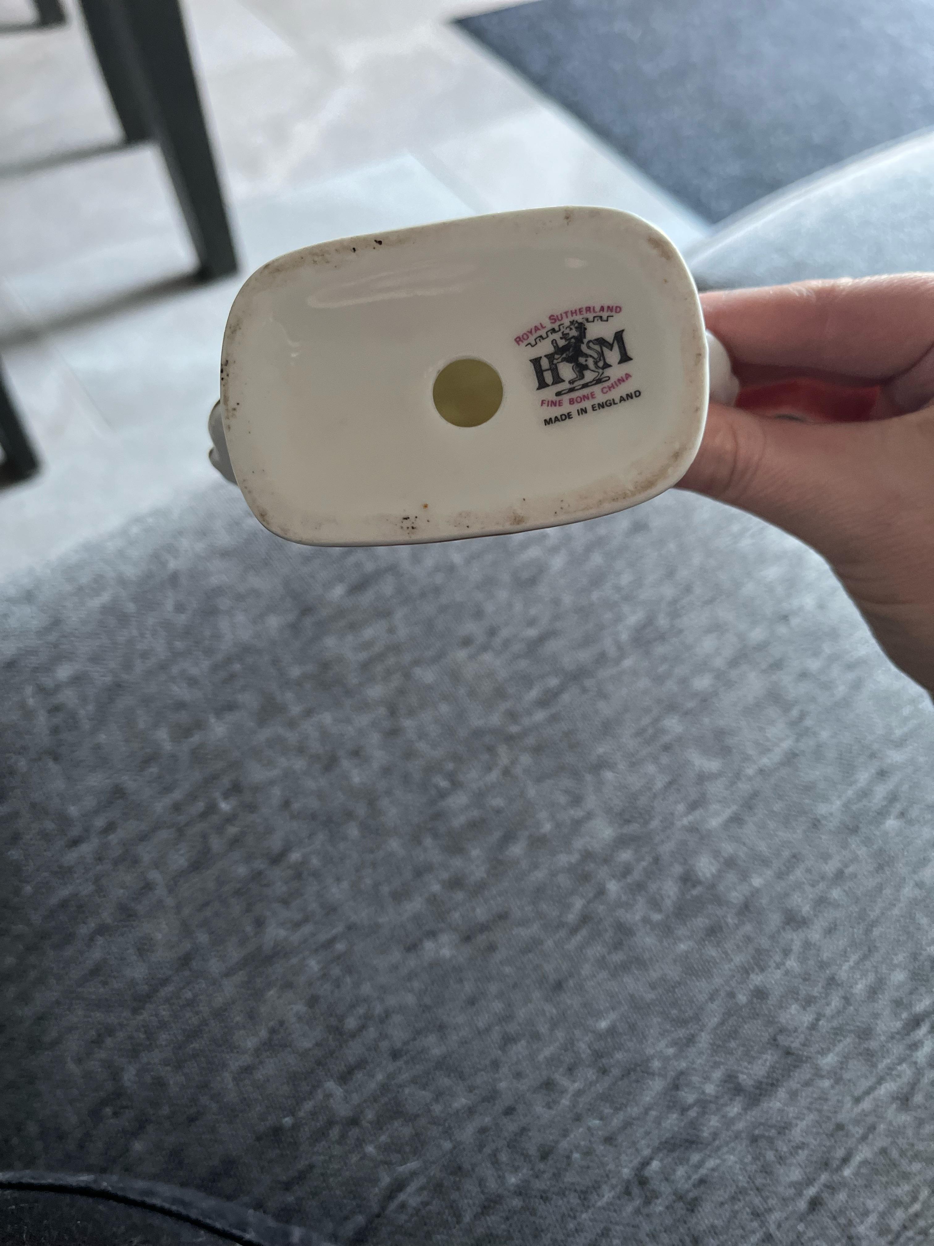 Help with identifying/ pricing | Scrolller