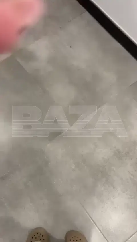 Off-duty cop getting womanhandled | Scrolller