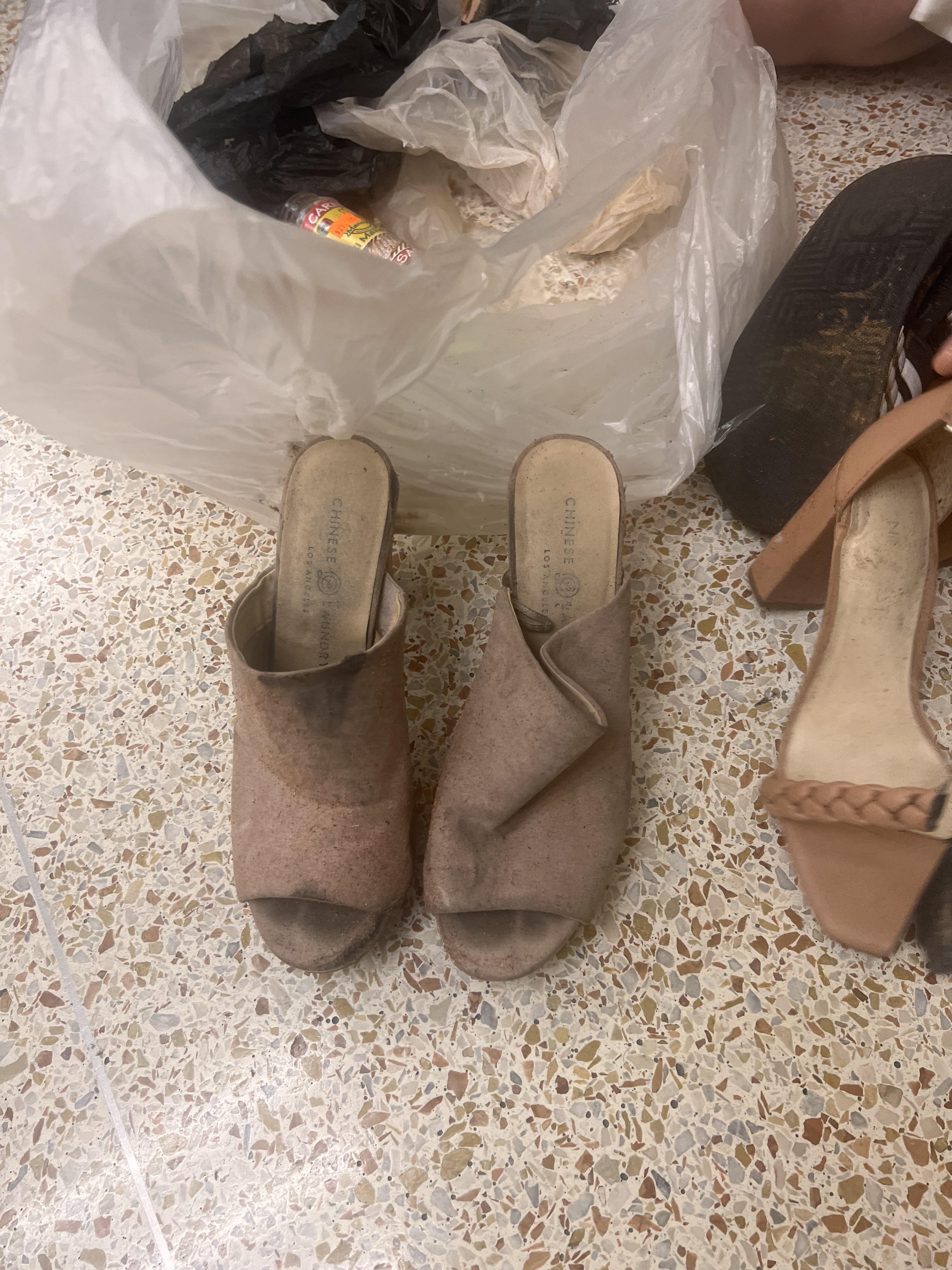 My bag and shoes were destroyed at baggage claim through Volaris | Scrolller