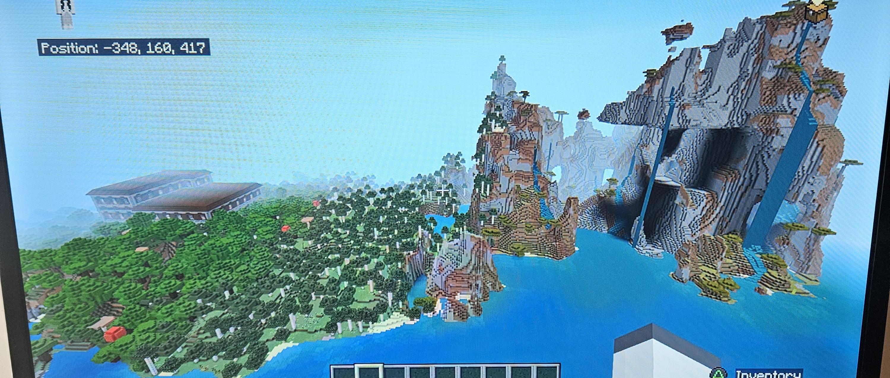 Giant windswept savanna mountain with mansion and big lush cave near spawn | Scrolller