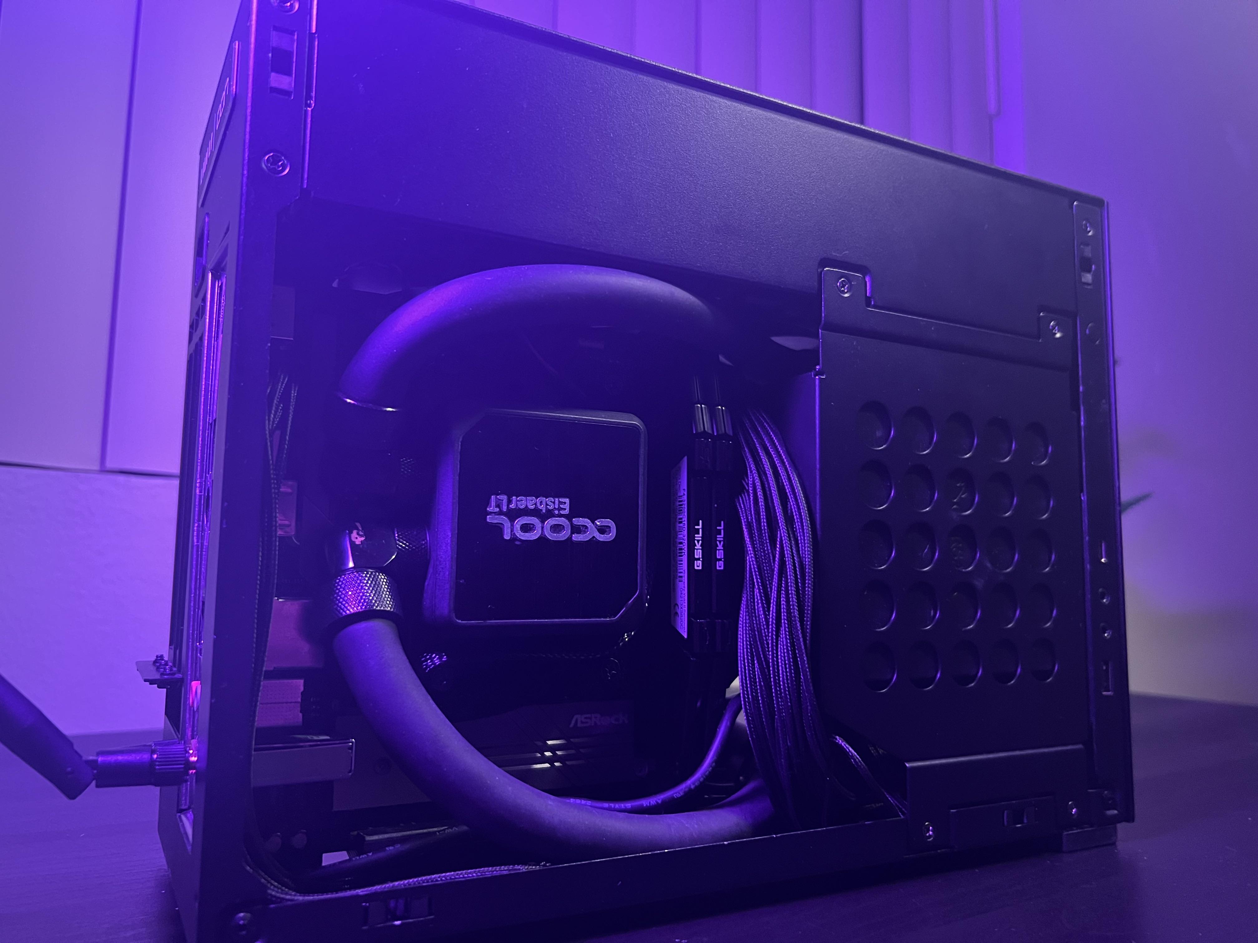 First SFF PC and First Watercooled PC | Scrolller