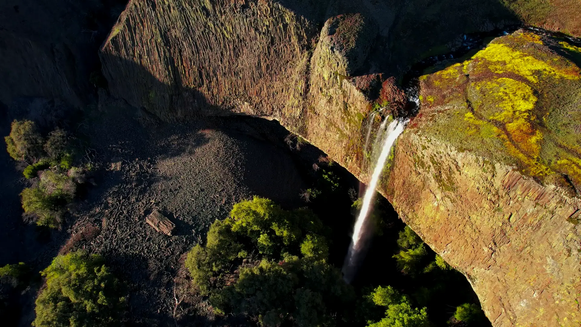 Phantom Falls | Scrolller