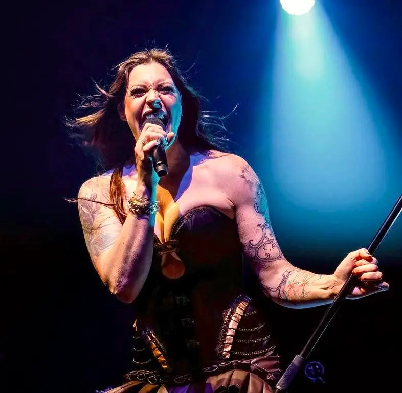 Powerful | Scrolller