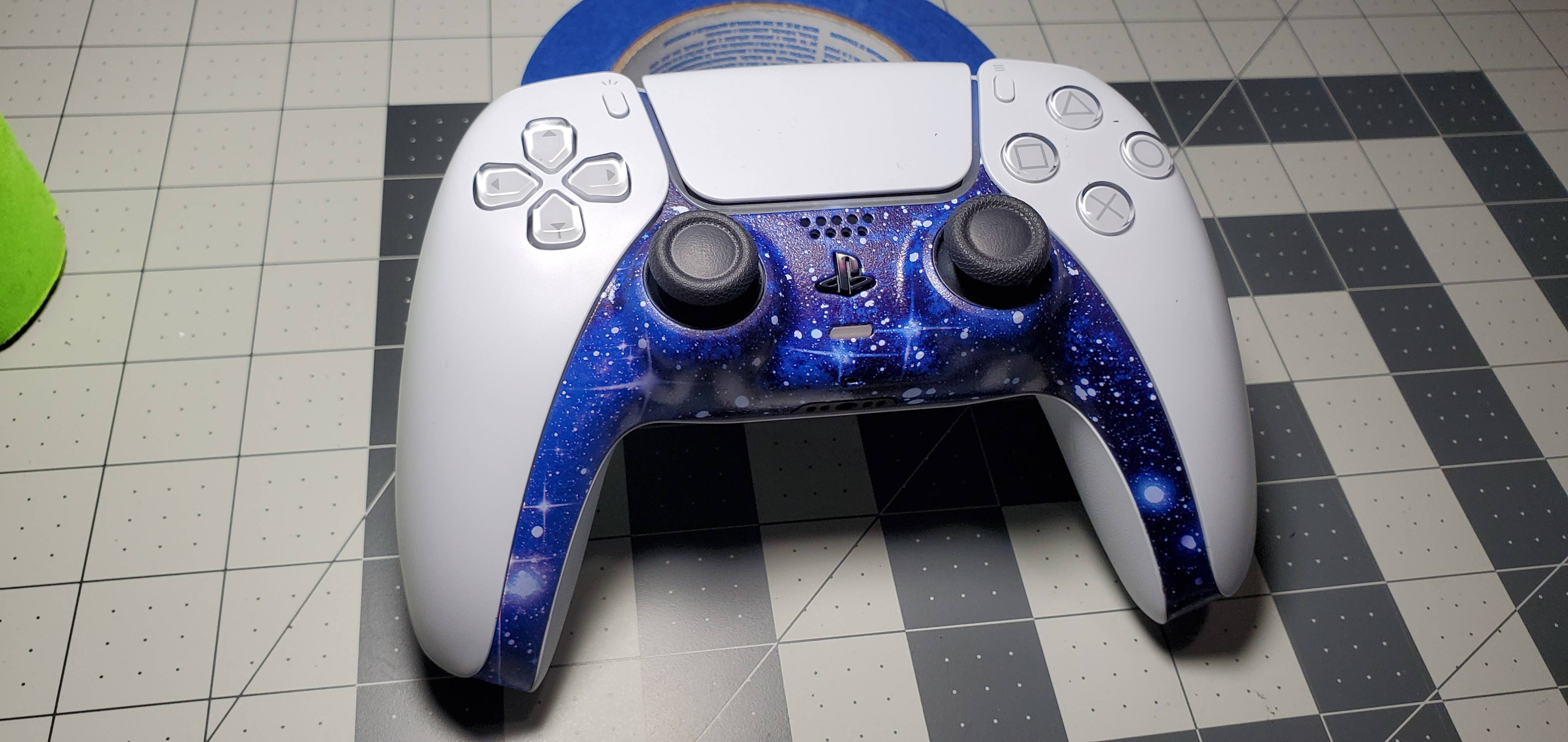 PS5 remote | Scrolller