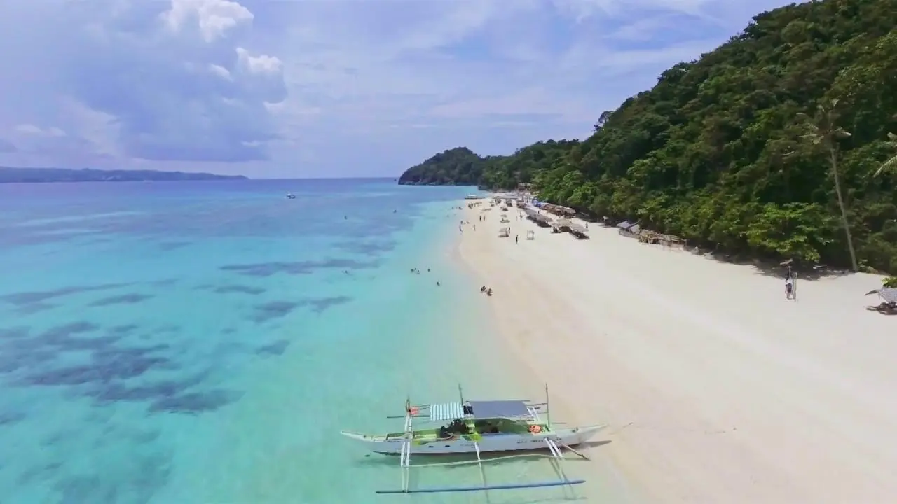 Puka Beach, Boracay | Scrolller