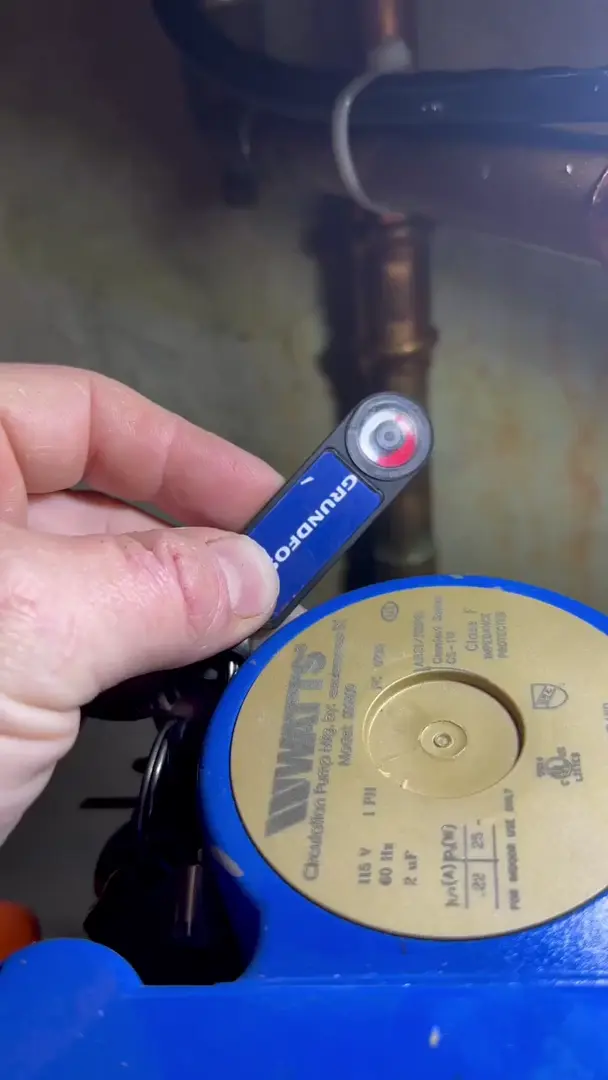 Pump checker | Scrolller