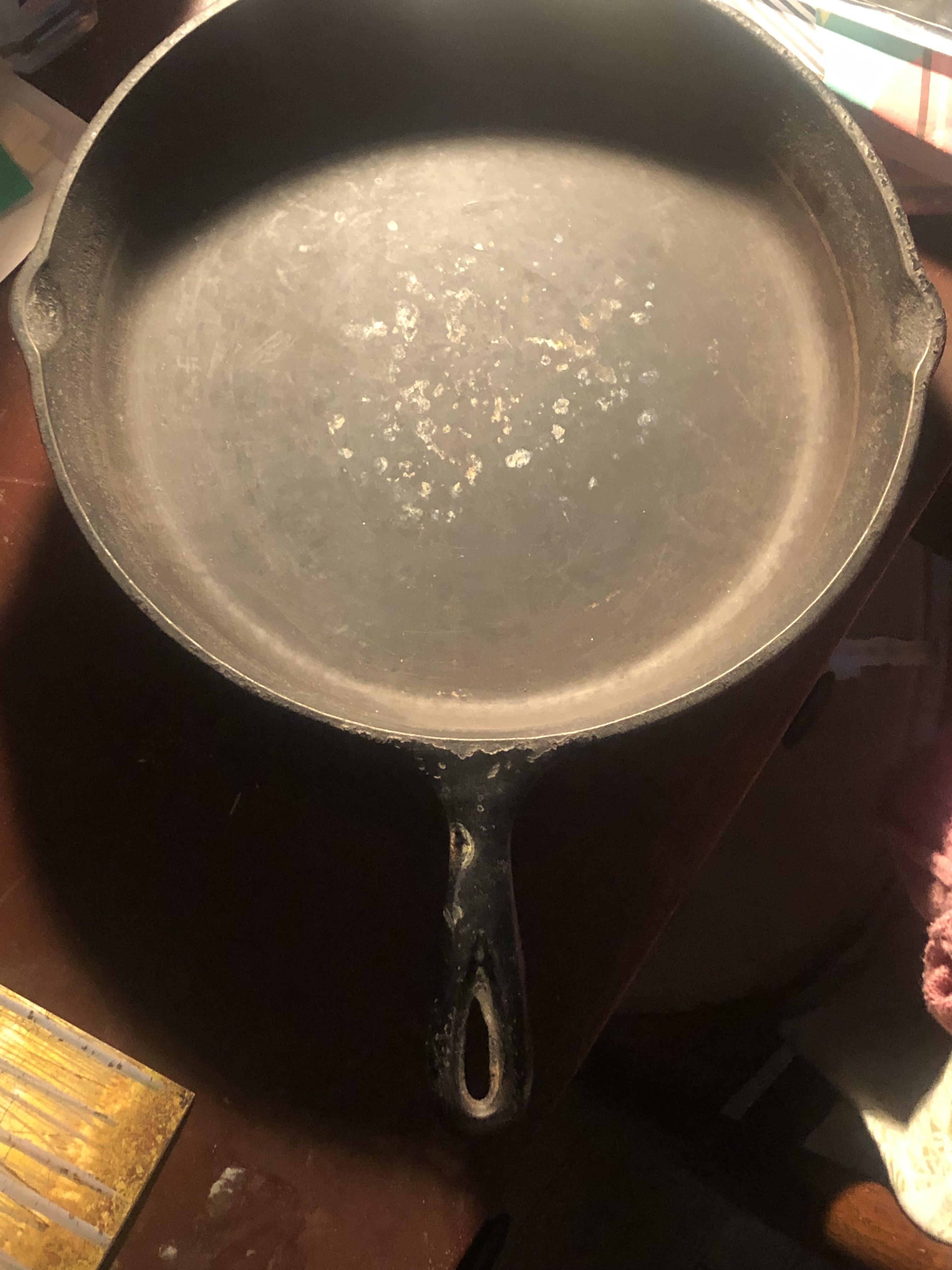 Help identifying old family pan | Scrolller