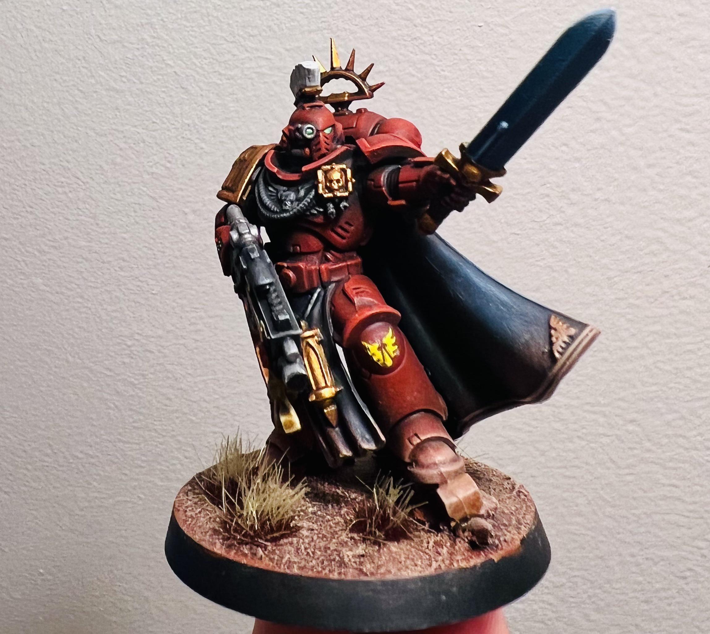 Blood Angels Captain | Scrolller