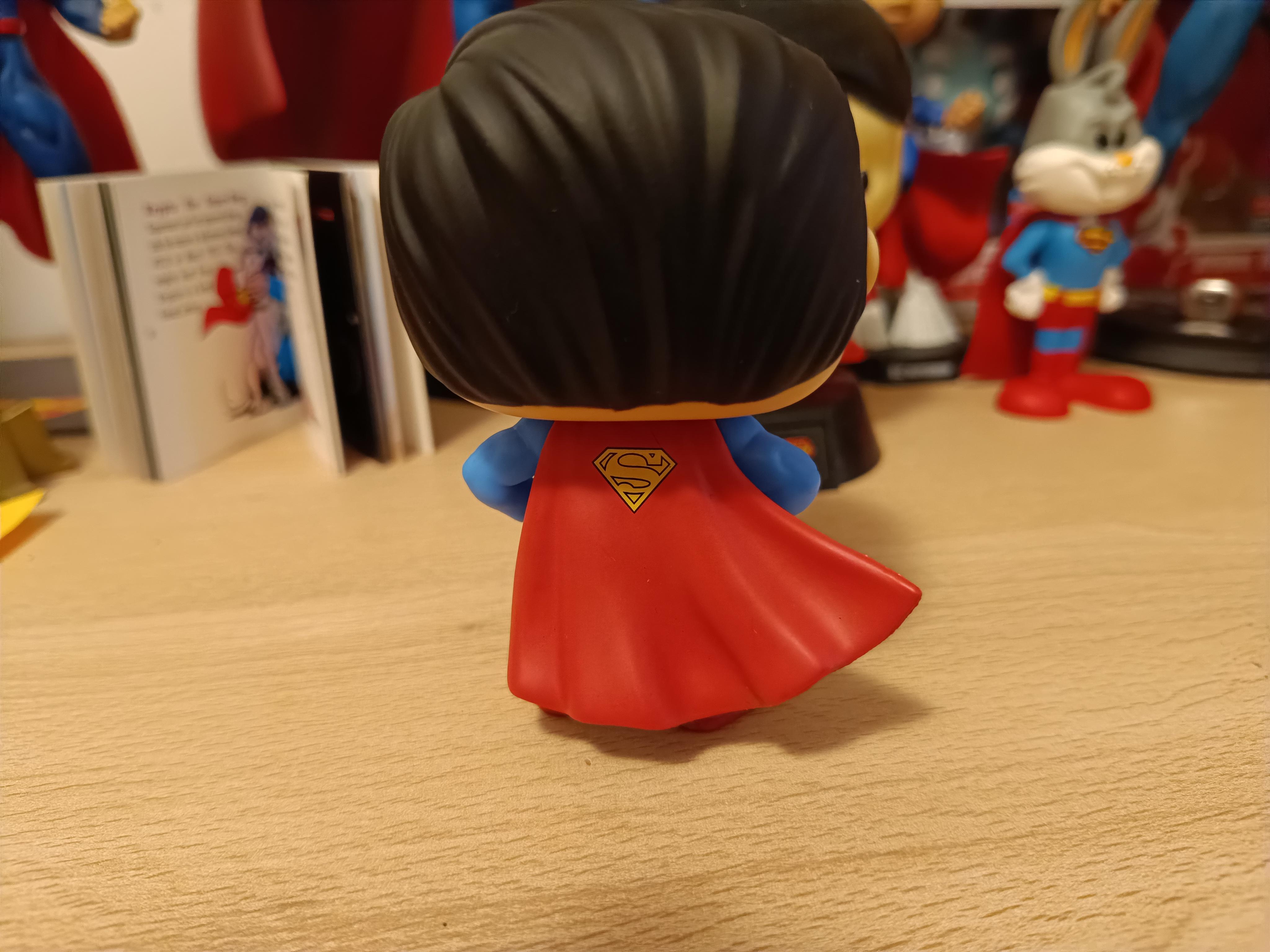 Superman LOC Pop | Scrolller