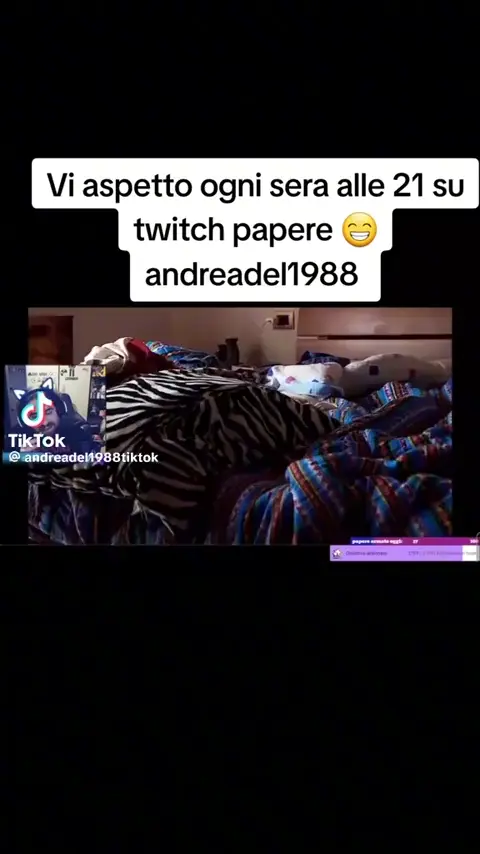 Quando la prof esce dalla classe | Scrolller