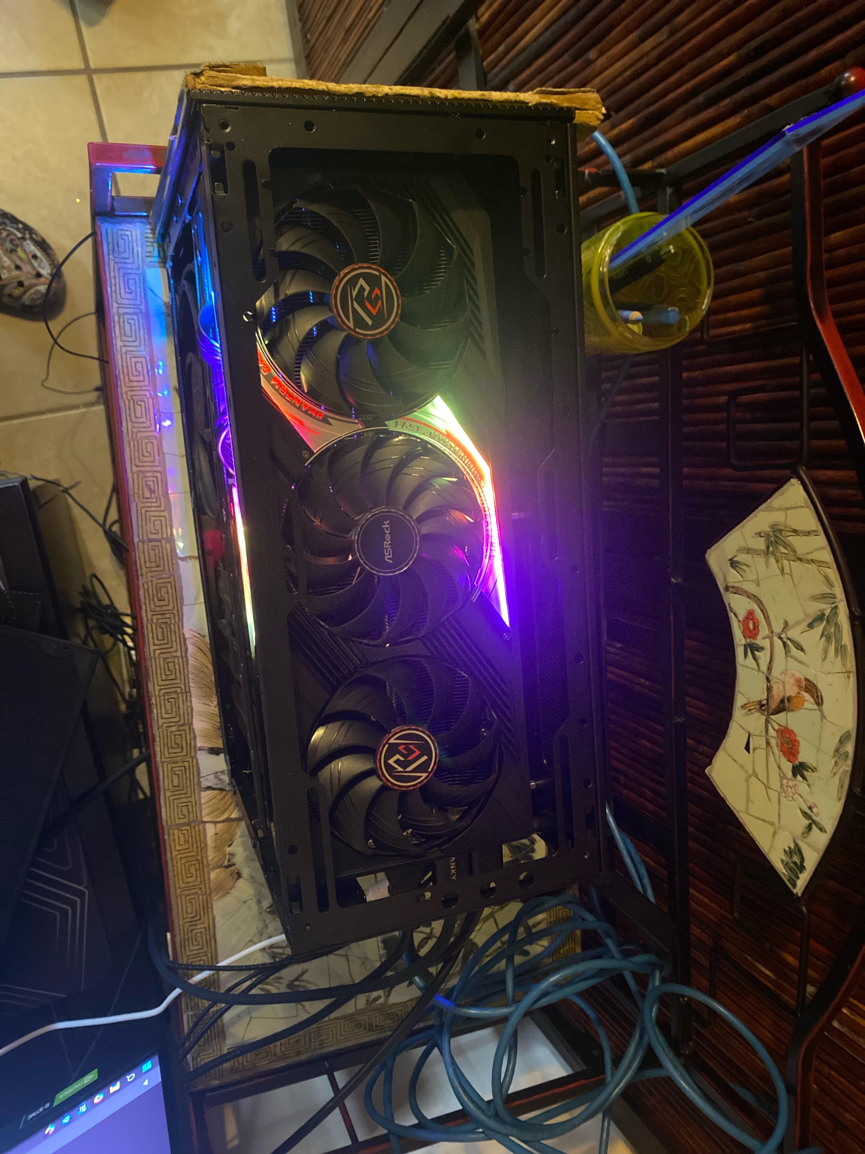 Inverted Meshroom D | Scrolller