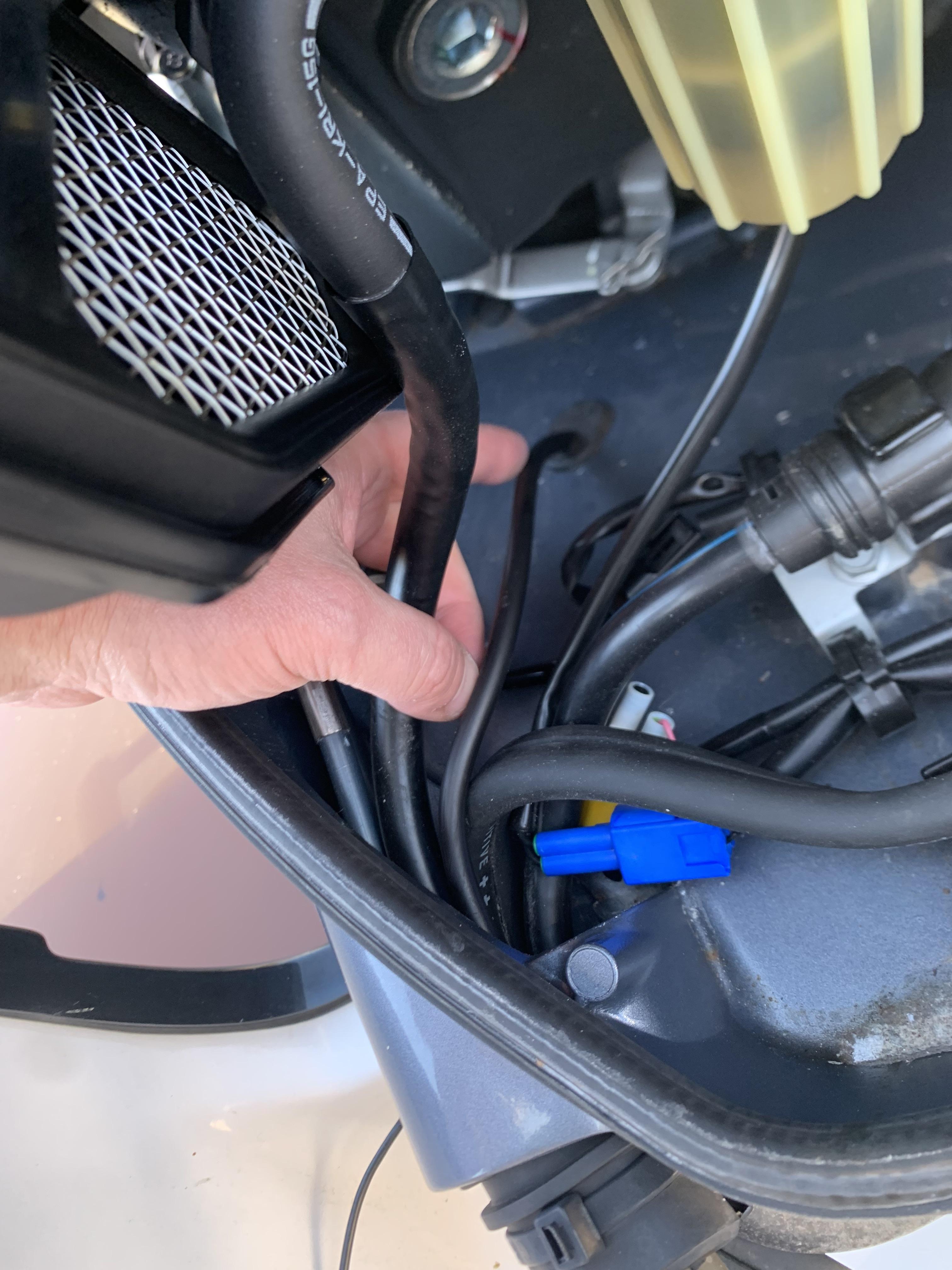 Yamaha f150 coolant hose question | Scrolller