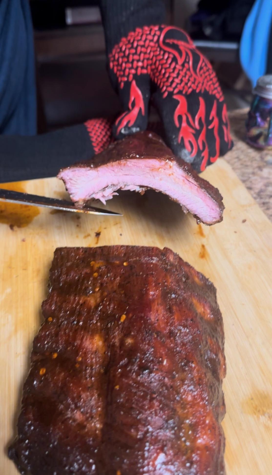 Made some ribs, temperature read good 205 but still pinkish, is it safe? (Updated with pics be ...