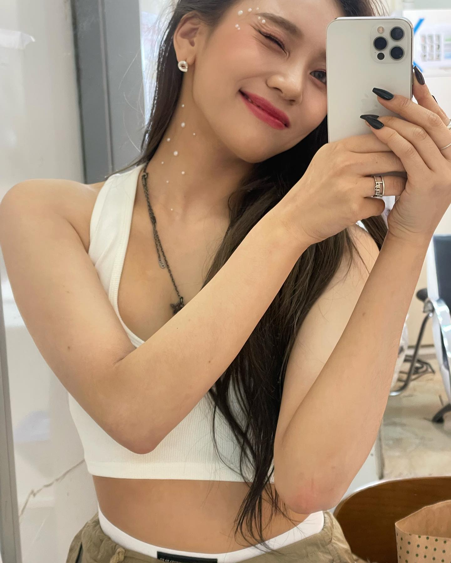 [230126] Umji Instagram Update | Scrolller