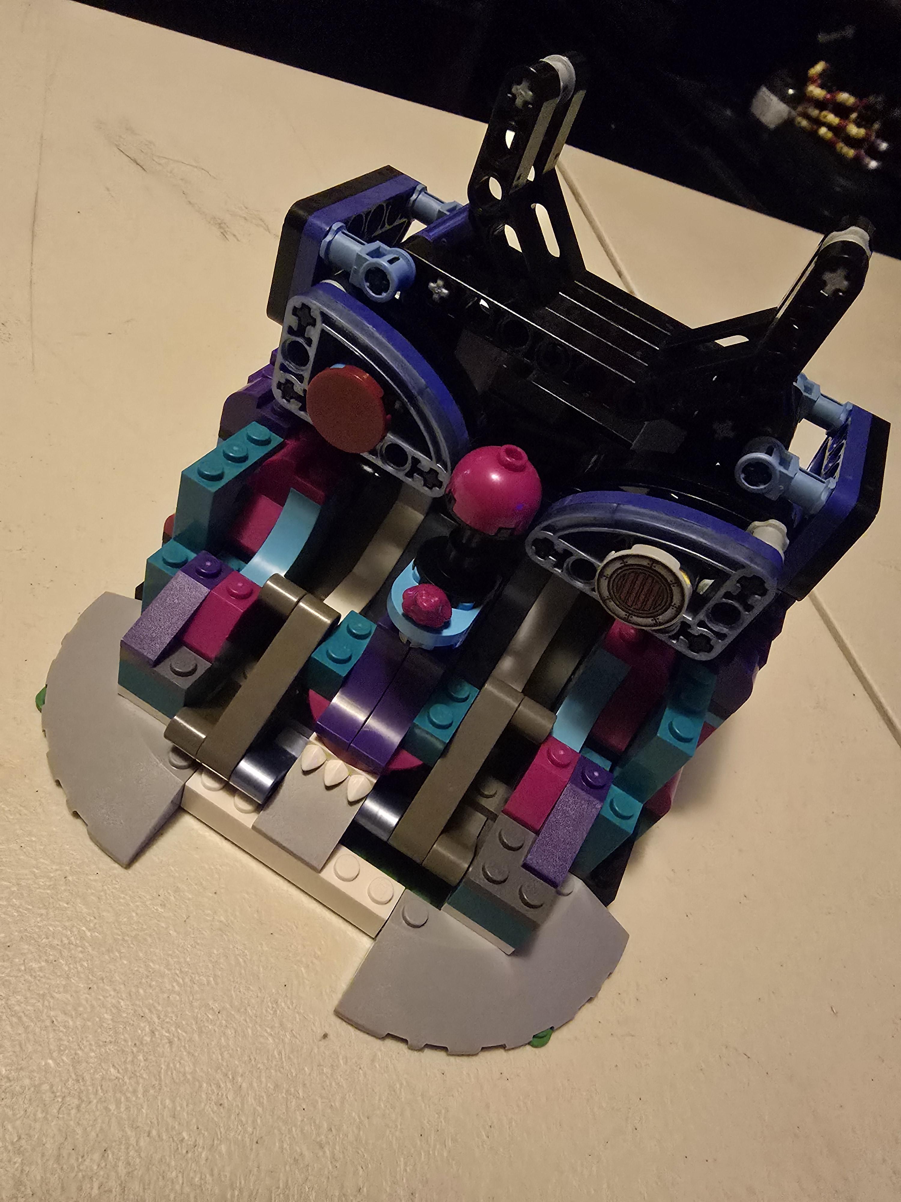 Lego Toan Protection | Scrolller