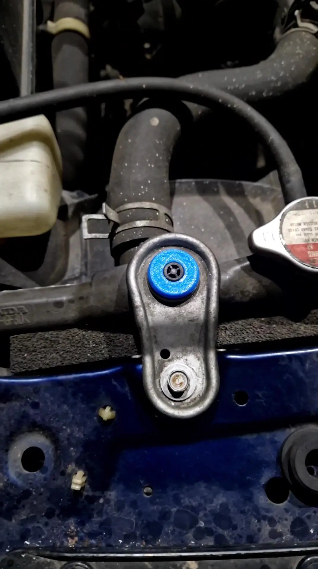 Radiator mount made out of tpu | Scrolller