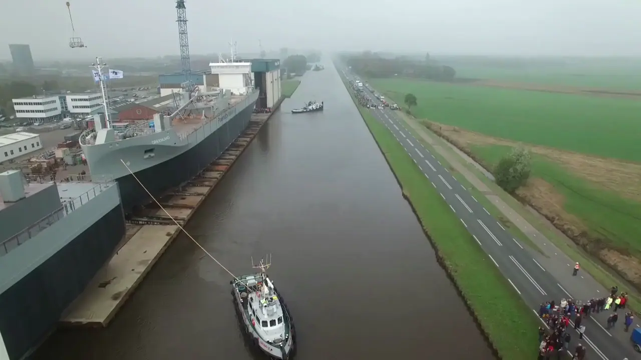 Releasing a ship into a canal | Scrolller