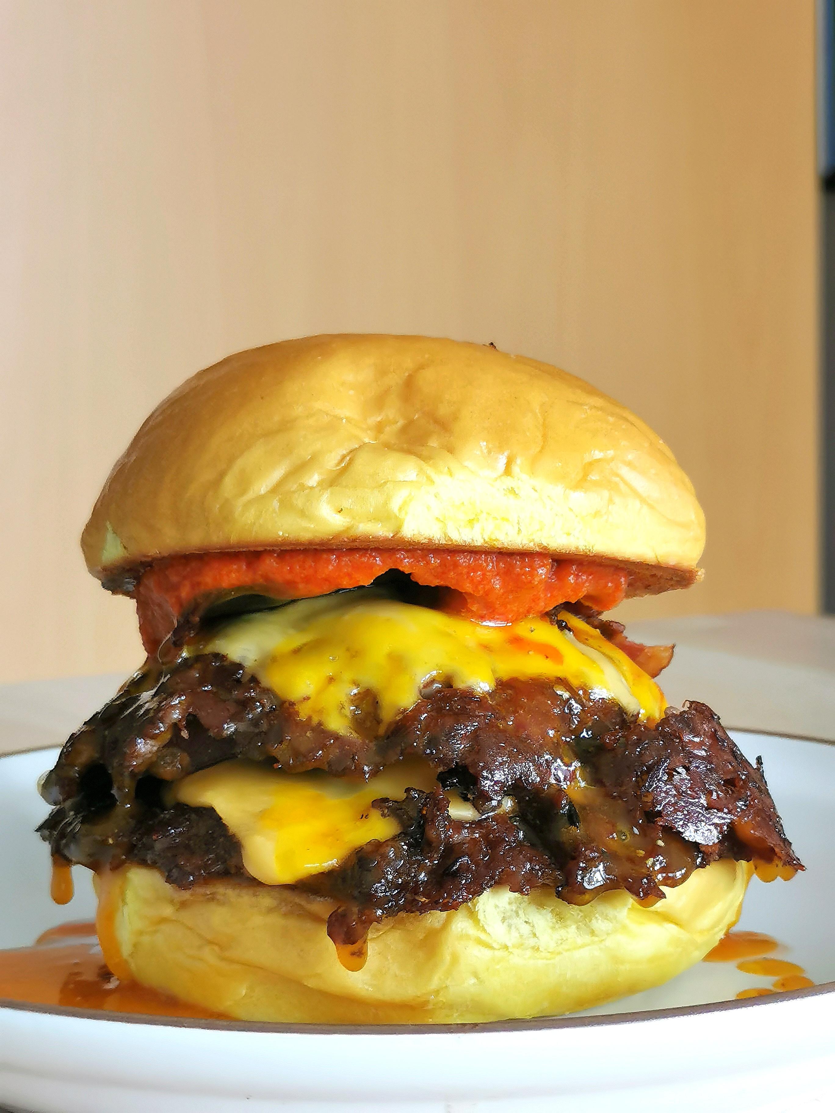 Homemade Smash Burgers | Scrolller