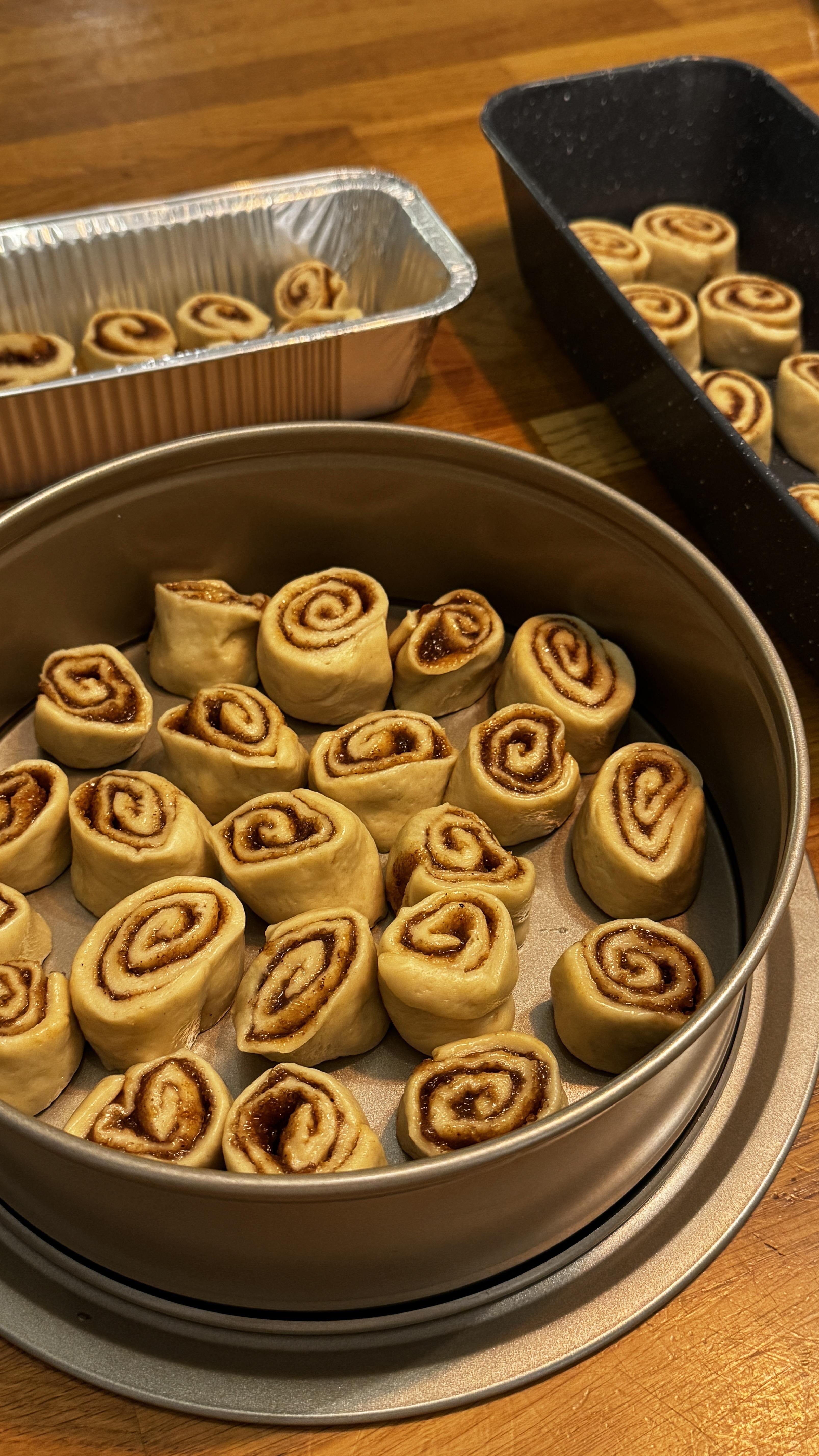 [Homemade] Cinnamon rolls | Scrolller