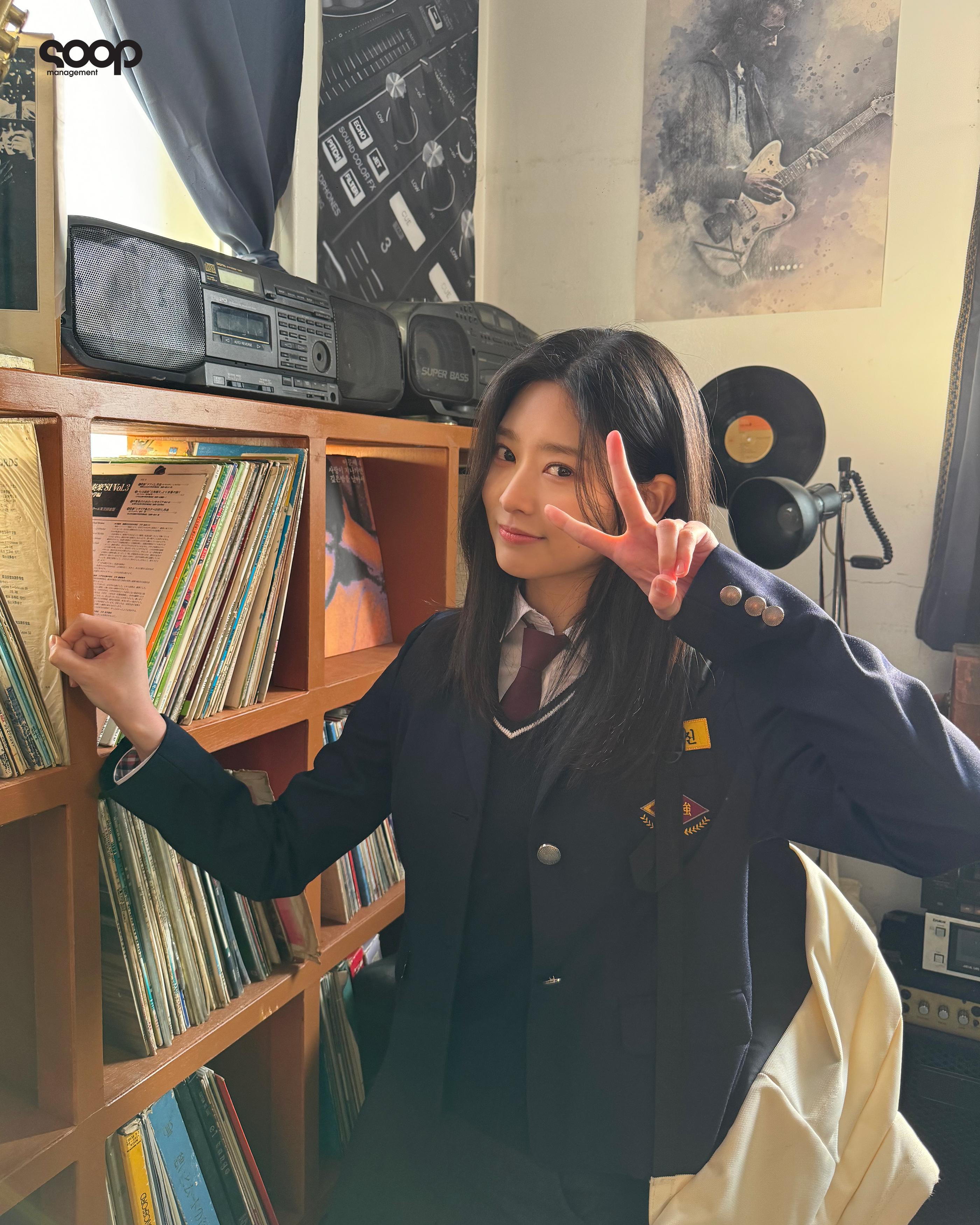 Discover more like IZone: 240607 Management SOOP Naver Post Update with Kim Minju - SBS ...