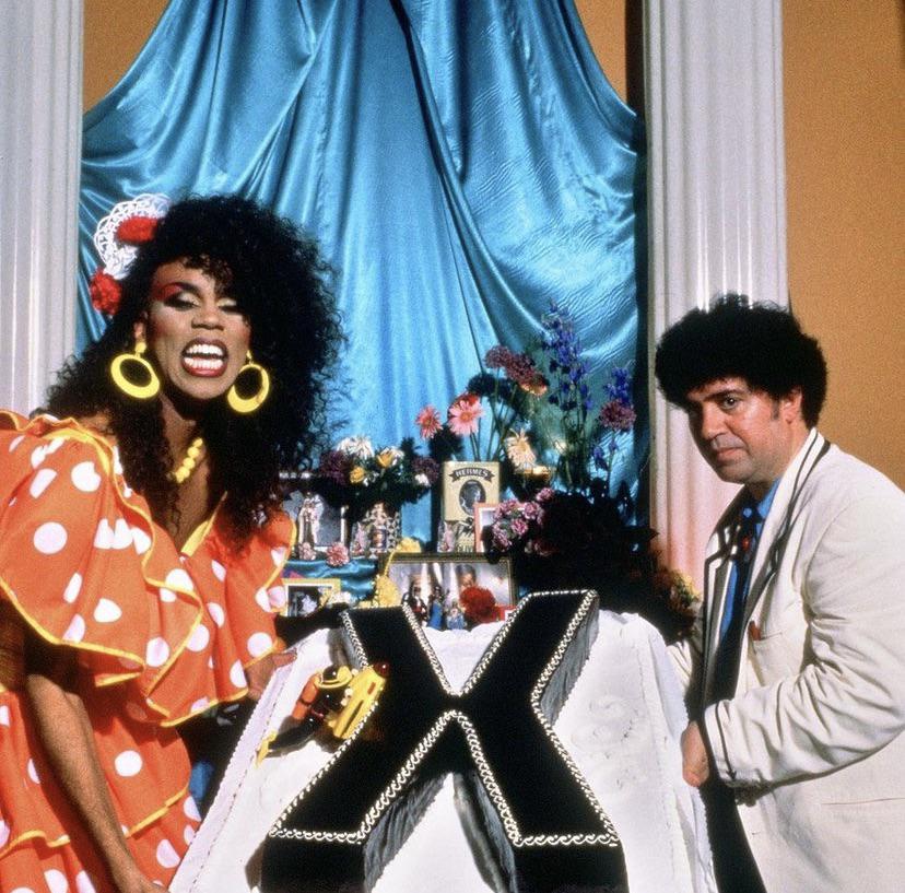 RuPaul y Pedro Almodóvar (1990) | Scrolller