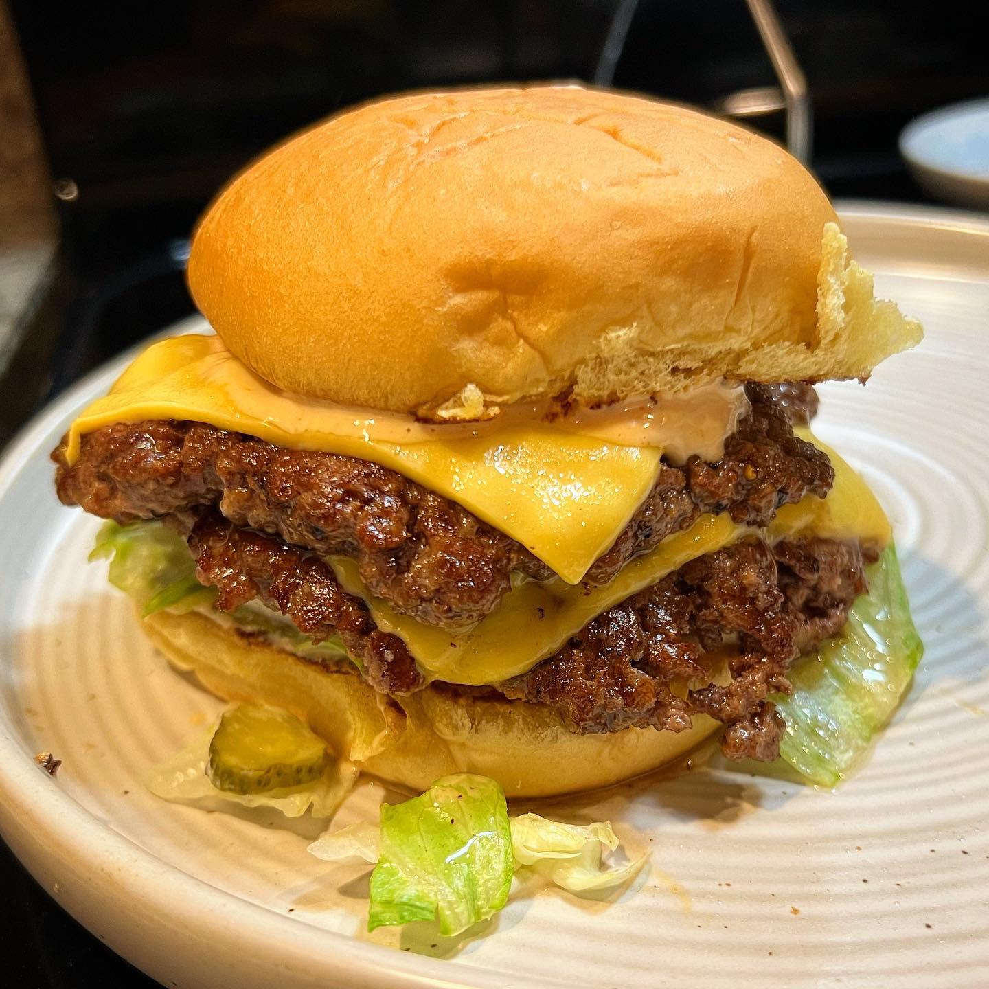 Smashed double-quarter pounder w/homemade special sauce | Scrolller