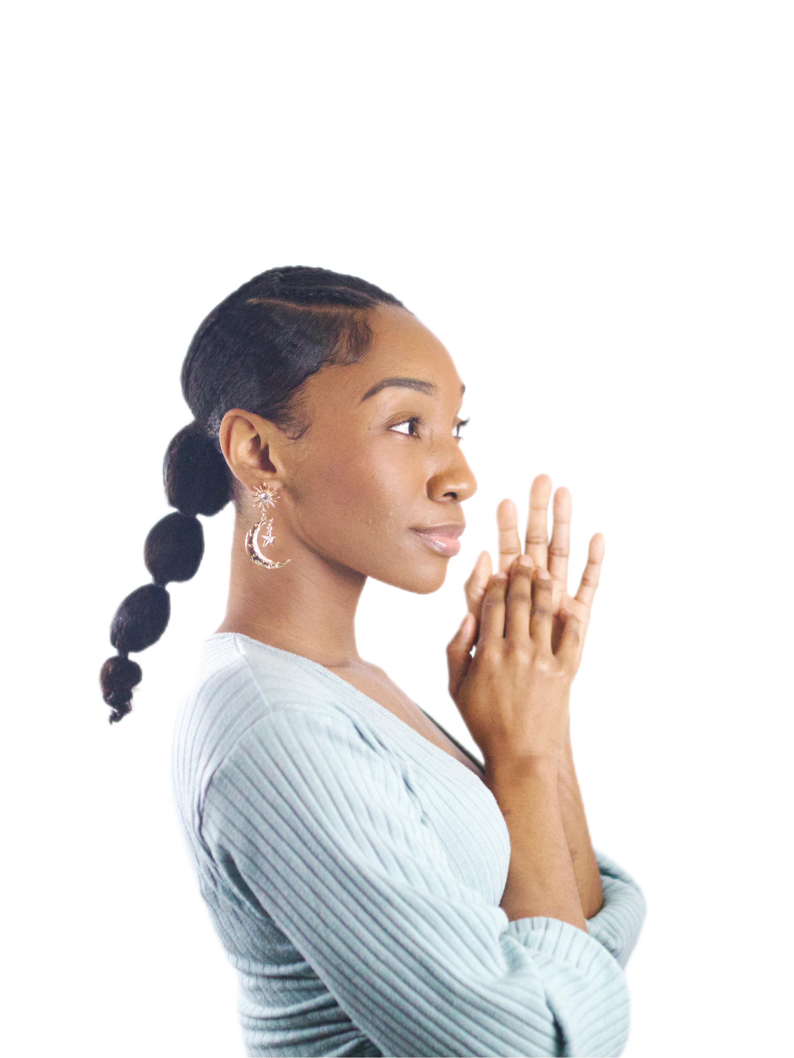 I tried something new with my hair. Yay or Nay? Bubble Ponytail | Scrolller