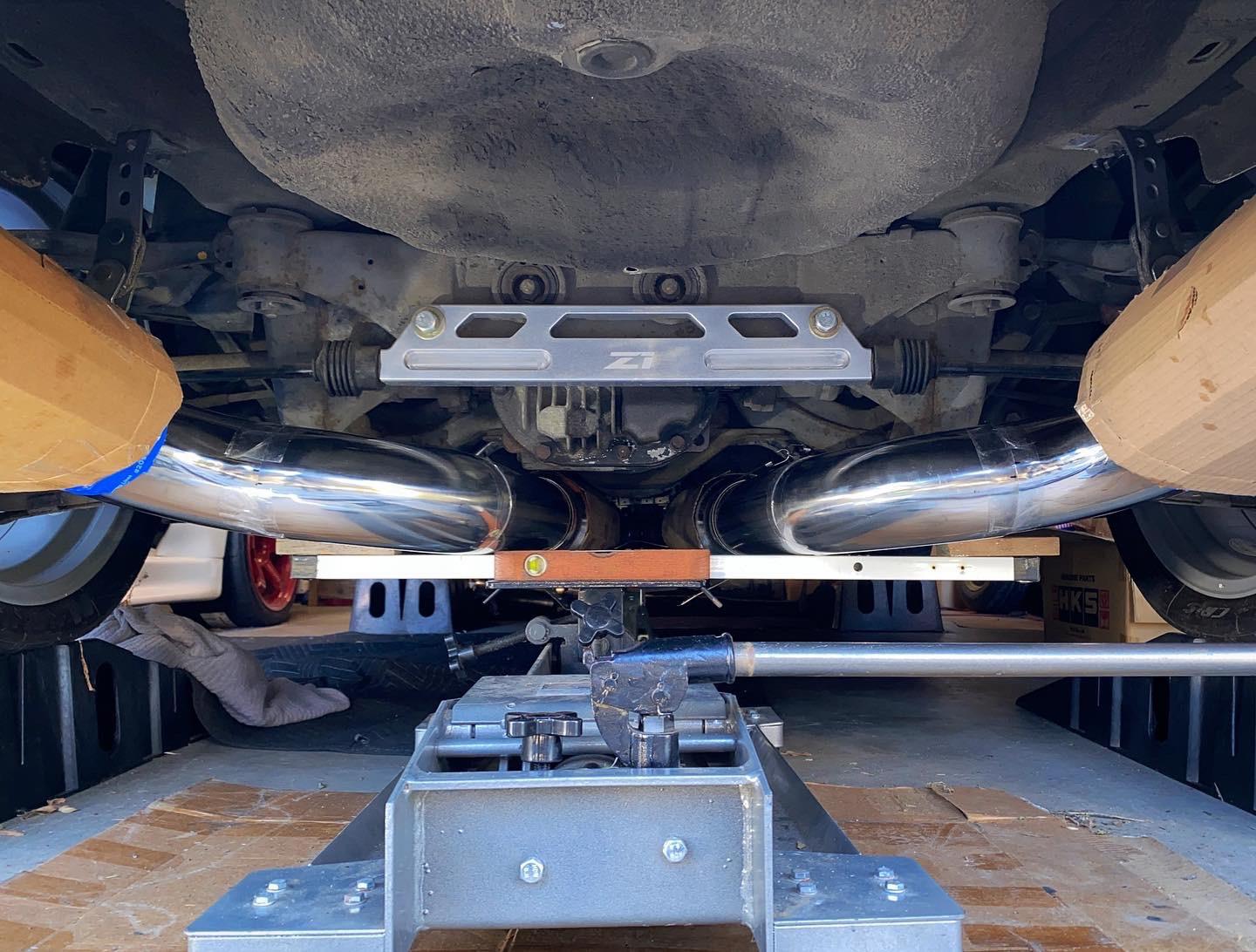 Dual 4" pipe exhaust | Scrolller