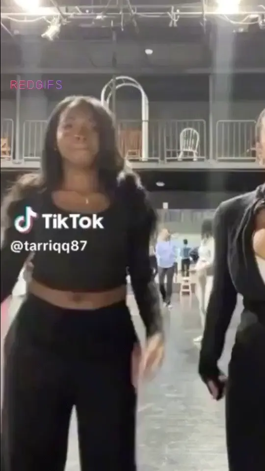 Second side of a request | Scrolller