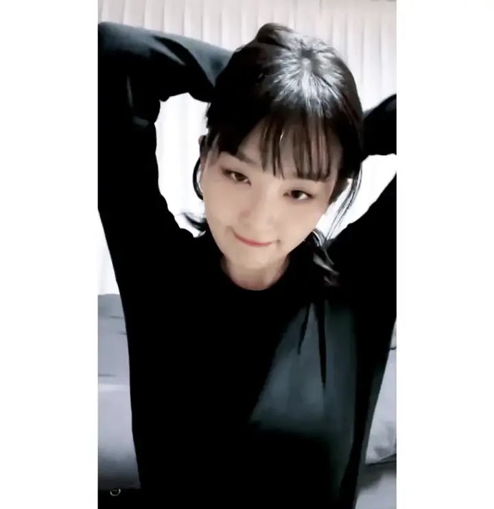 Seulgi | Scrolller