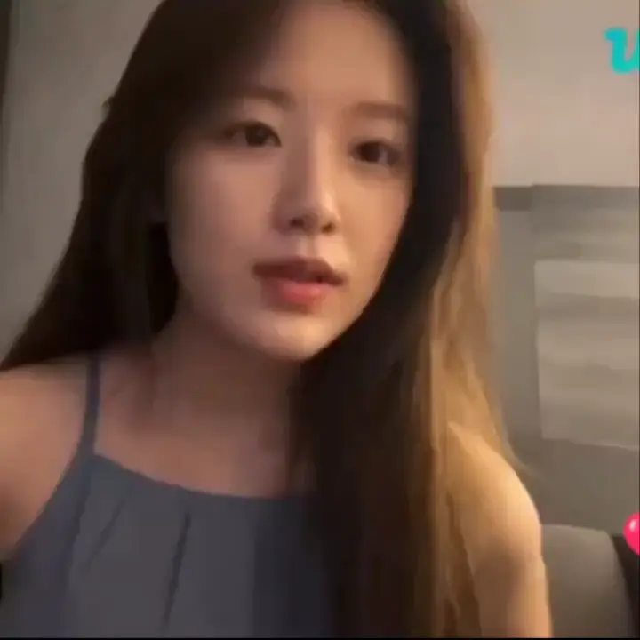 Shuhua so pretty | Scrolller