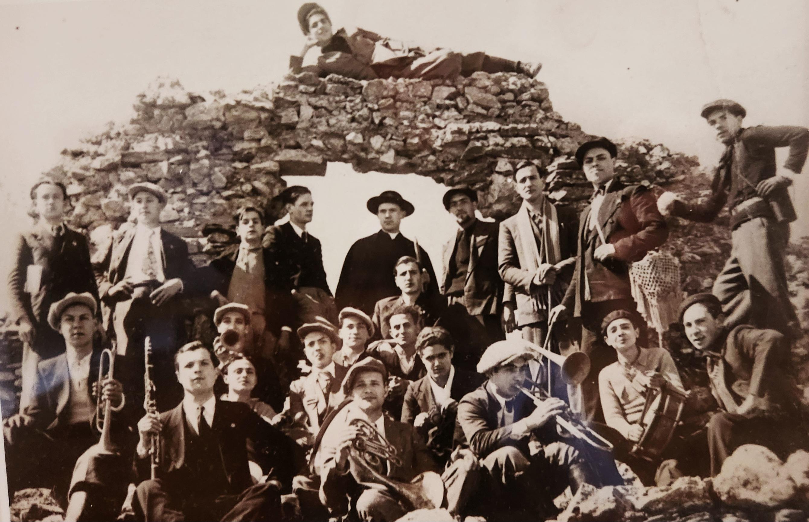 Sicily, my grandfather, 1920s | Scrolller