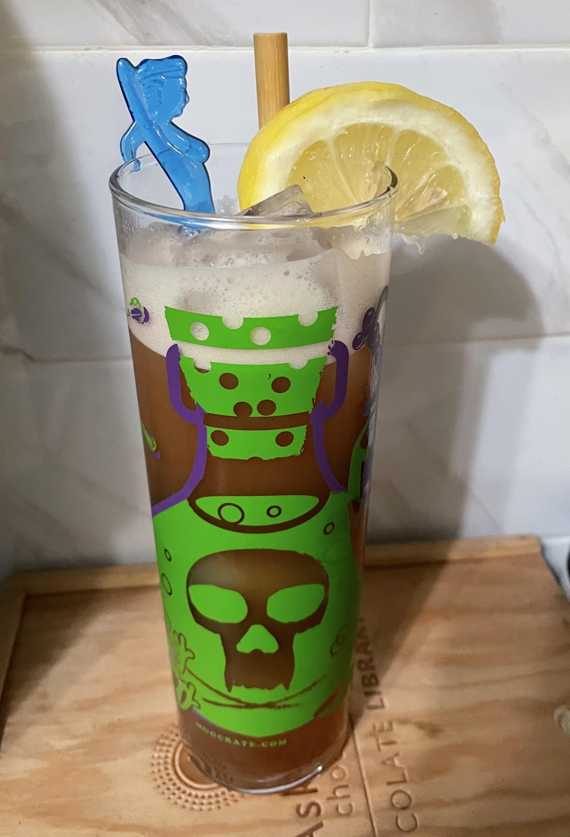 Singapore Sling: Pineapple Juice or No Pineapple Juice? | Scrolller