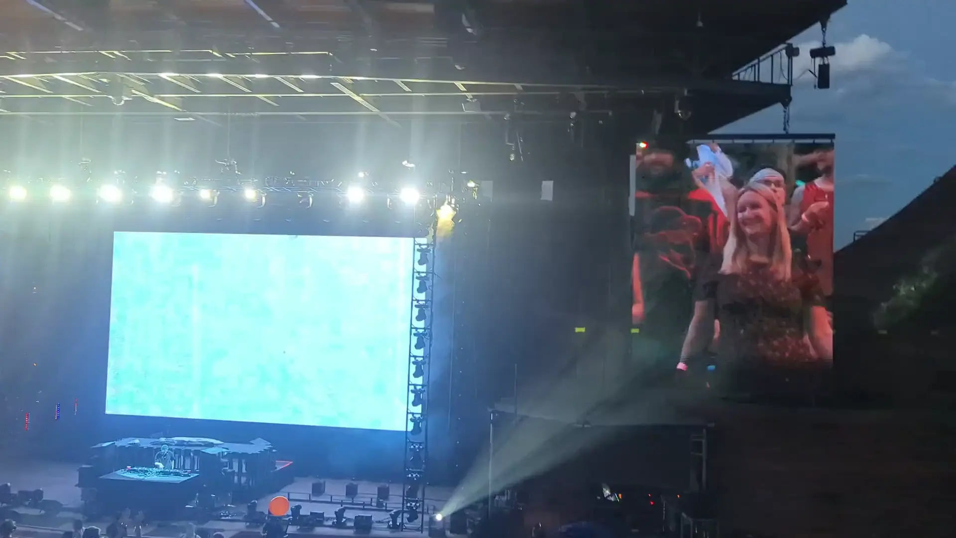 Skeler - Red Rocks | Scrolller